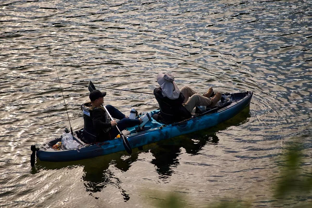 Modular Pedal Kayak - Easy to Splice and Perfect for Fishing