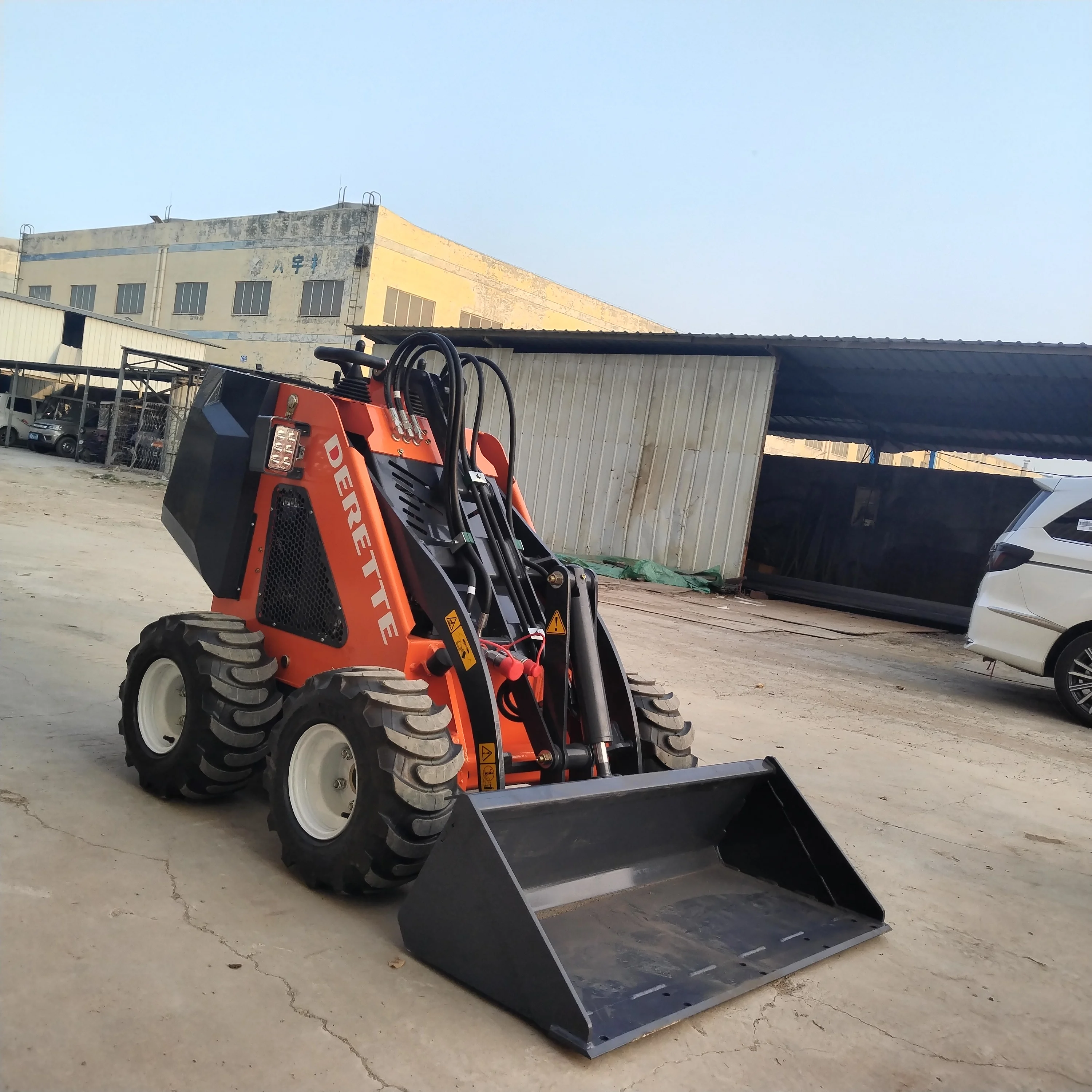 DRT320 Derette Mini Skid Steer Loader with Briggs Engine