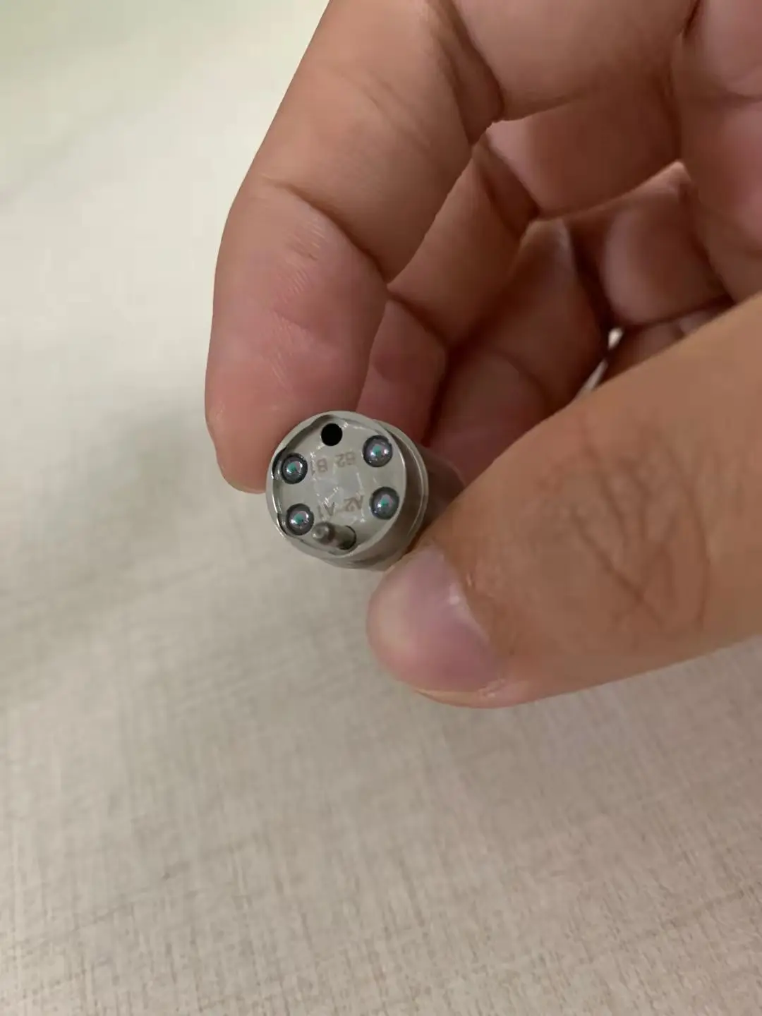 HXB11 Expanded Beam Fiber Connector - 2/4 Channel Compatible