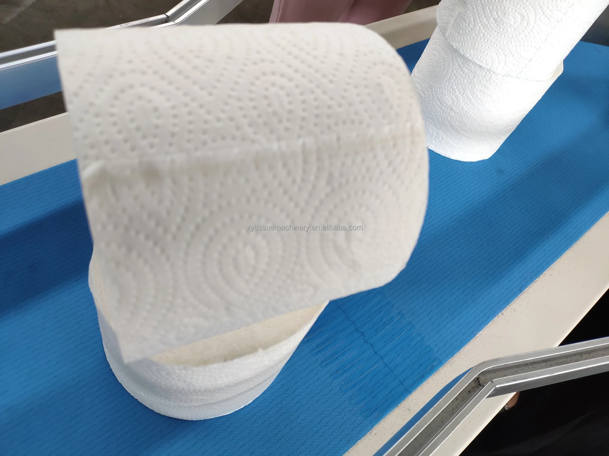 Automatic Maxi Roll Toilet Paper Slitting And Rewinding Machine - Buy ...