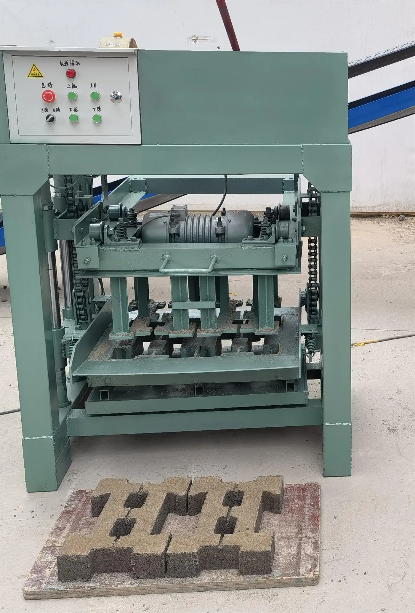 Multifunctional Semi-automatic KM4-35B Concrete Block Brick Machine ...