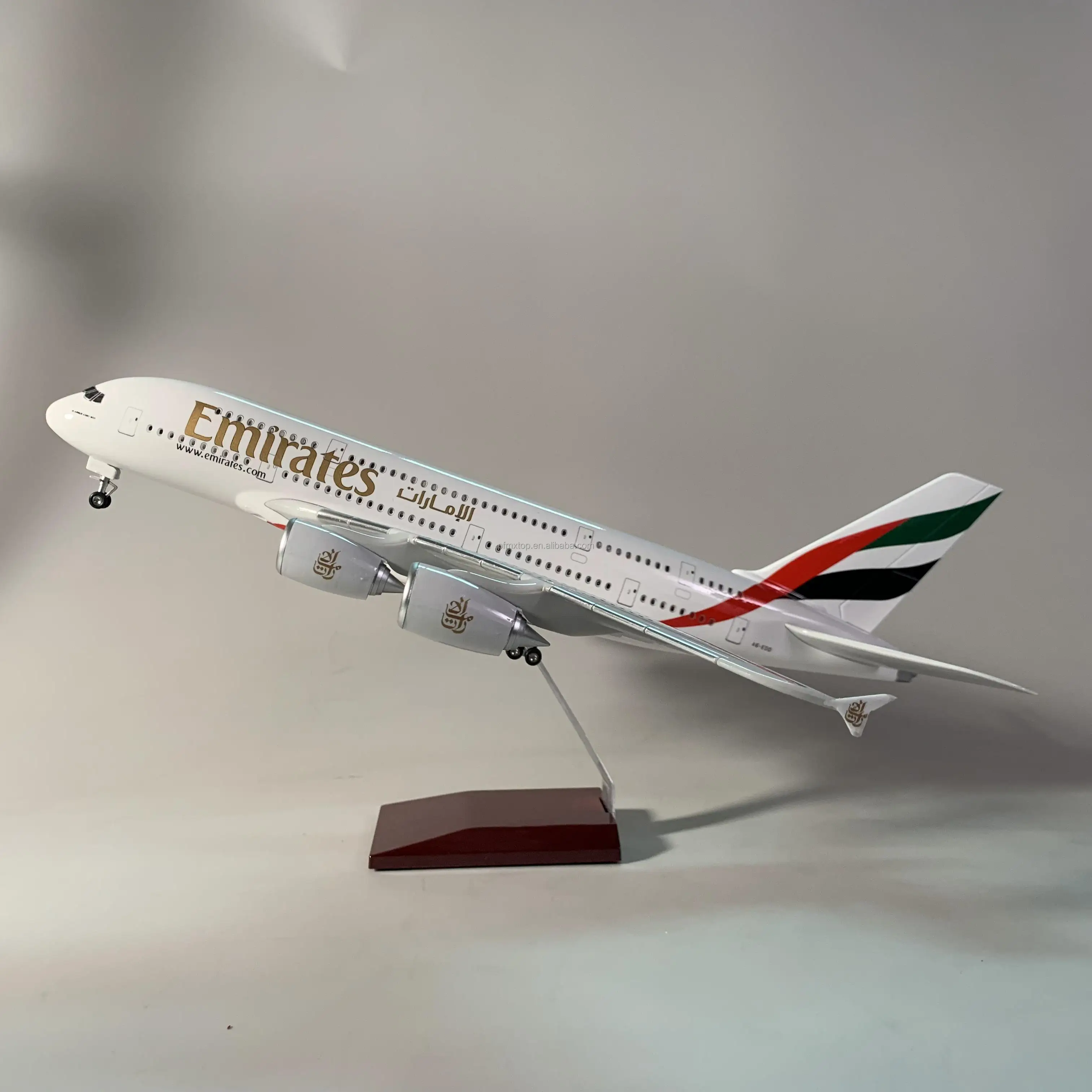 LED Resin Airplane Model Airbus A380 Emirates Airlines Size 46cm 1/160 ...