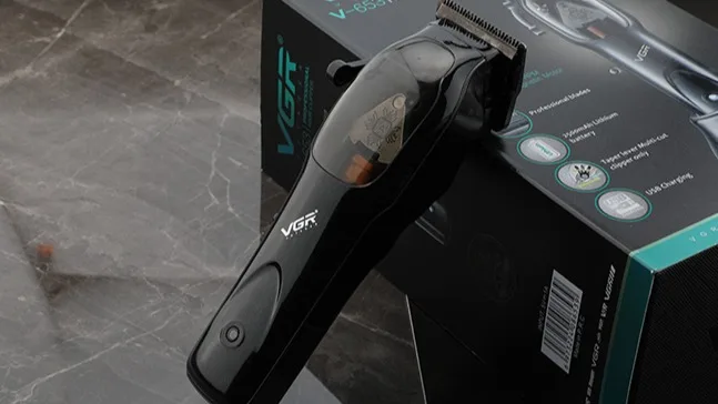 Vgr V-653 9000rpm Magnetic Motor Salon Barber Cordless Rechargeable Men Professional Electric ...