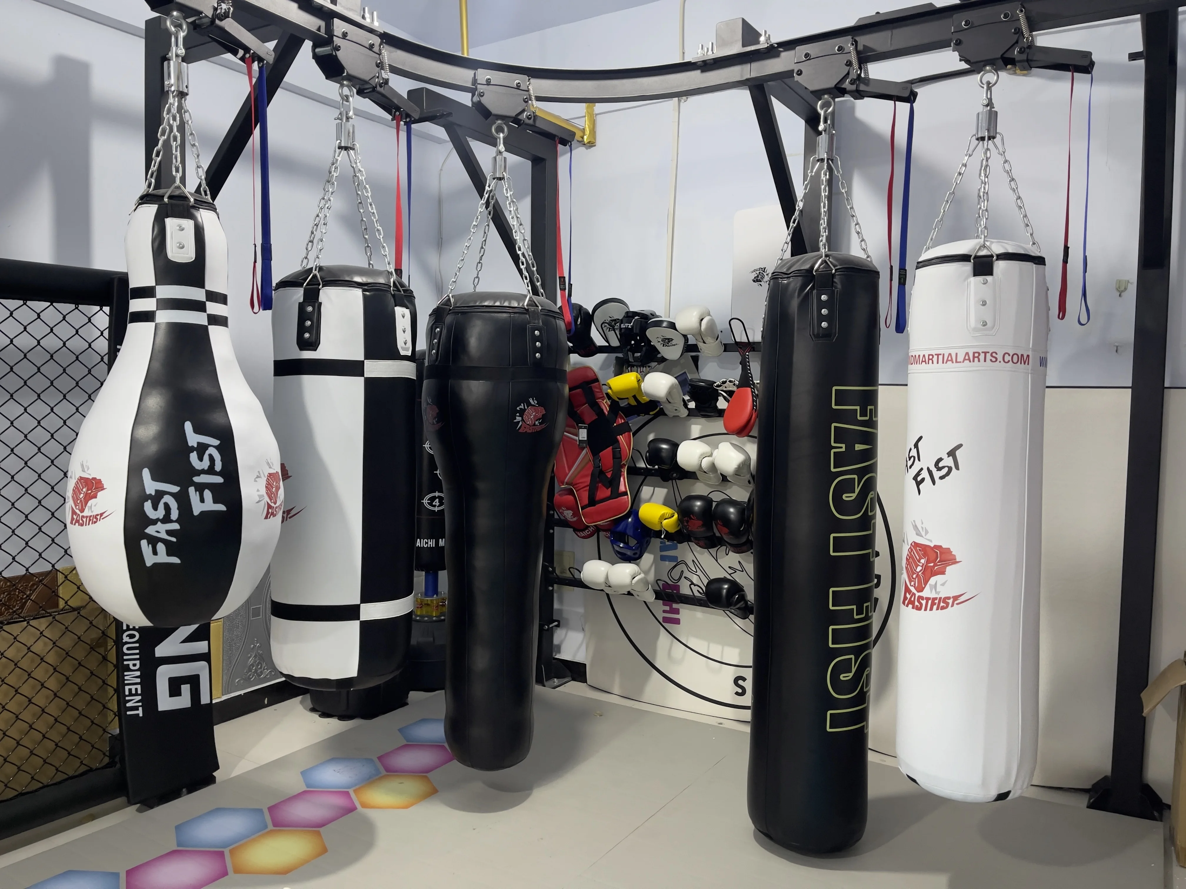 Durable Elevated MMA Boxing Ring for Competitions & OEM