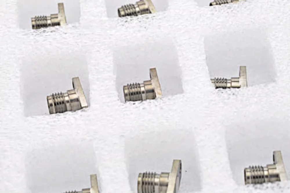 SMA Adapter Isolated Ground - SMA Female to Female