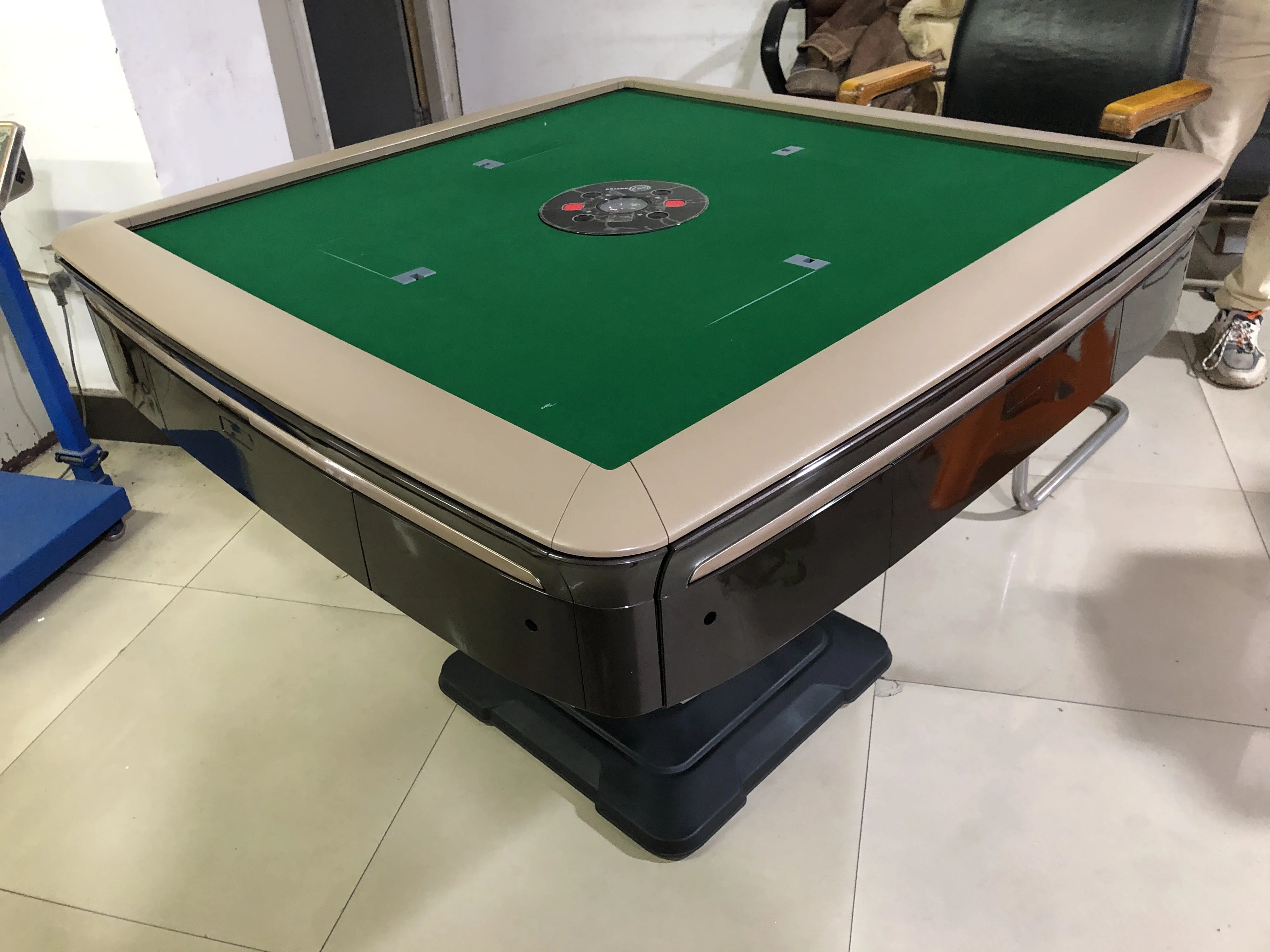 Automatic Turkey Mahjong/okey Table - Gamblers & Enthusiasts