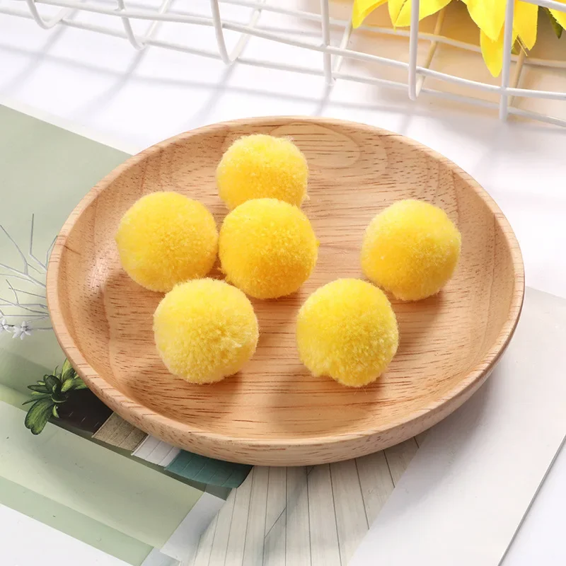Supplier Multicolor Arts And Crafts Fuzzy Pompom Balls Assorted Pompoms ...