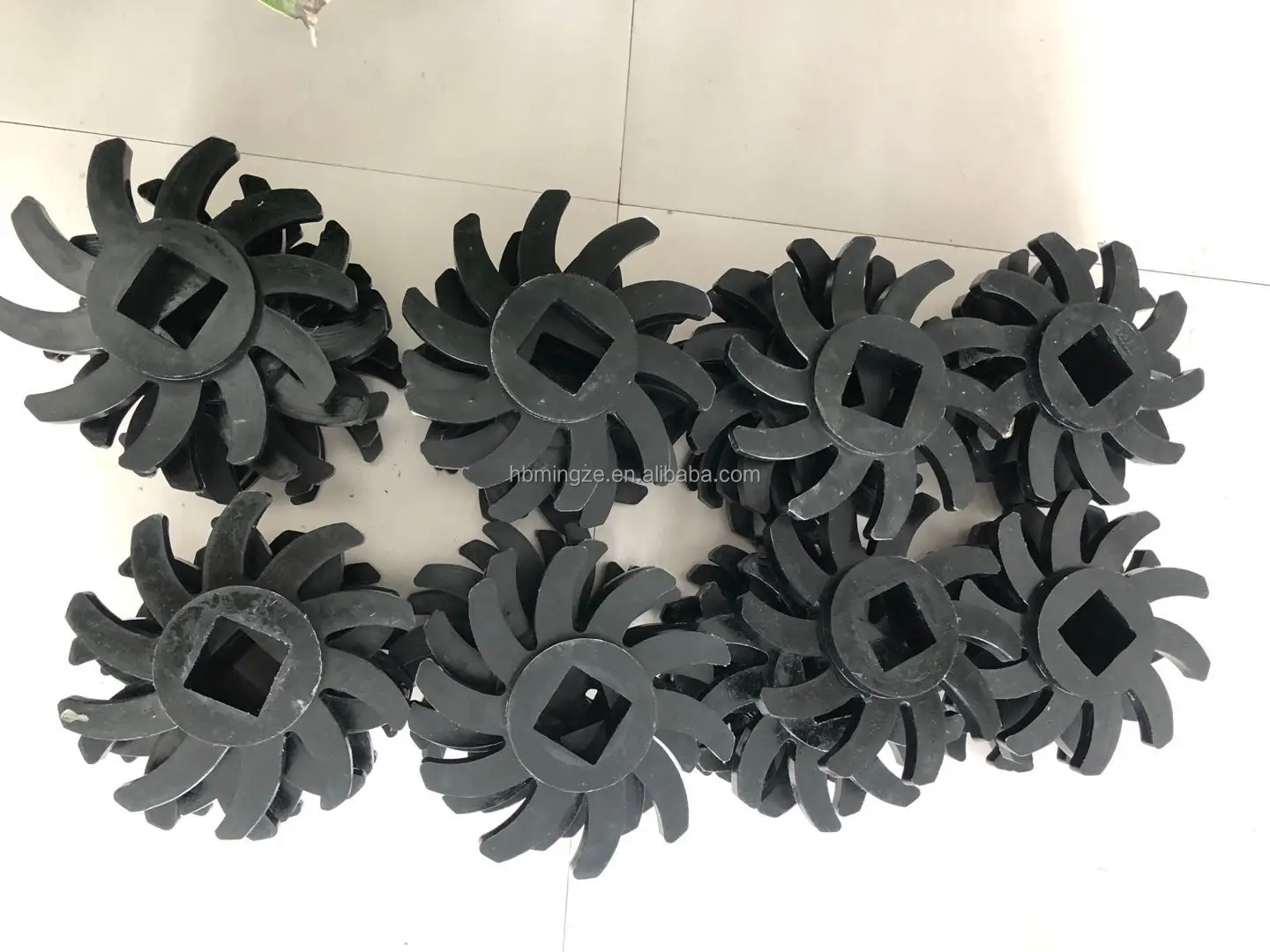 Screening Bucket Polyurethane Star and Finger Rollers for Agricultural ...