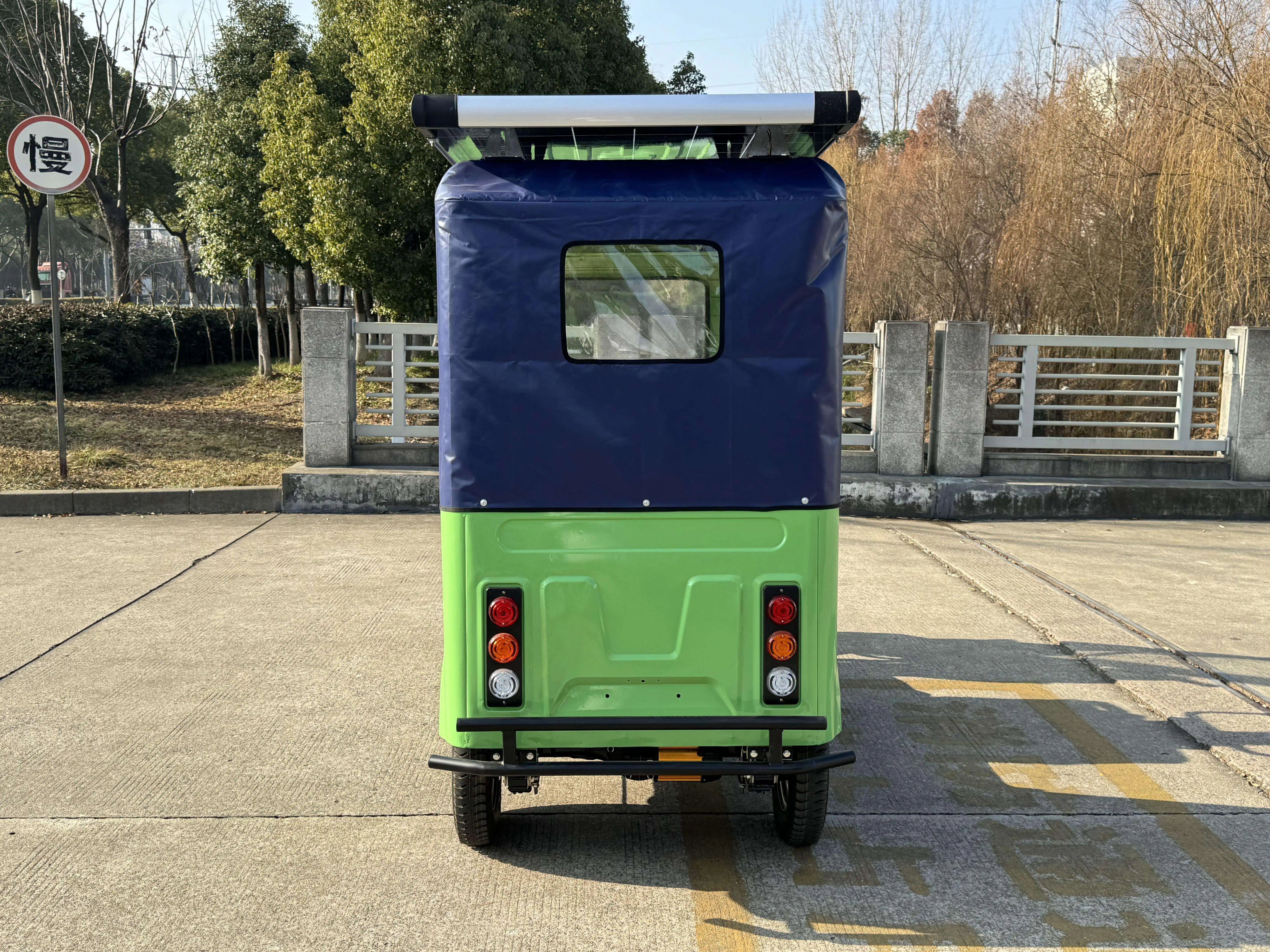 LB-ZK3WX Electric 3 Wheel Rickshaw - Big Power & Efficiency