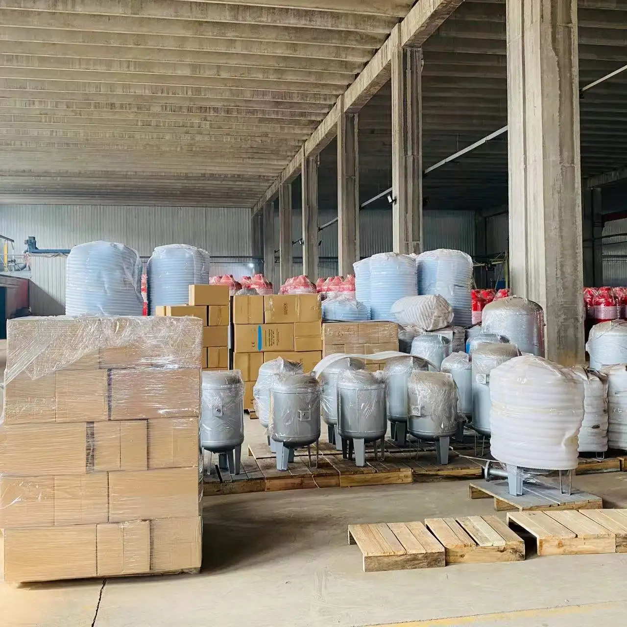 Capsule Type Pressure Expansion Tank Epdm Membrane And Water Tank Pump ...