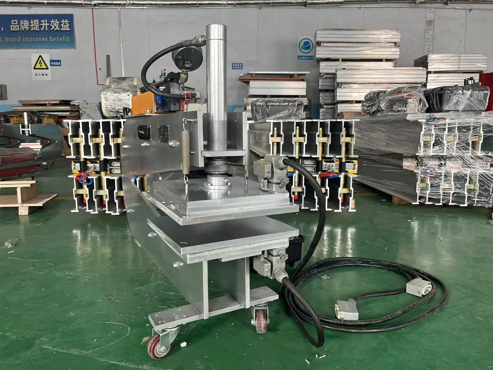 1800mm Hydraulic Spot Repair Vulcanizing Press Machine