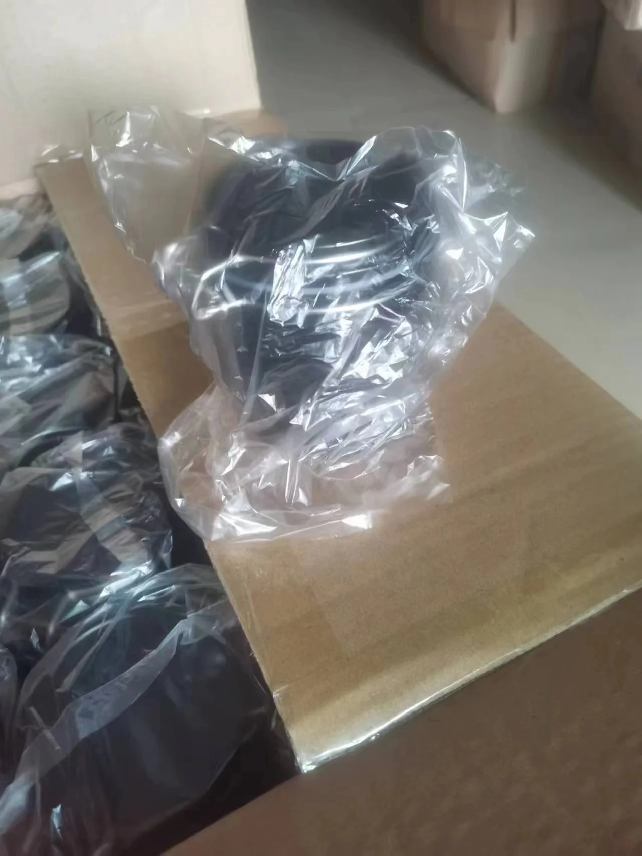 Wholesale 40ml Stainless Steel Handle Cosmetic Airtight Plastic Bath ...