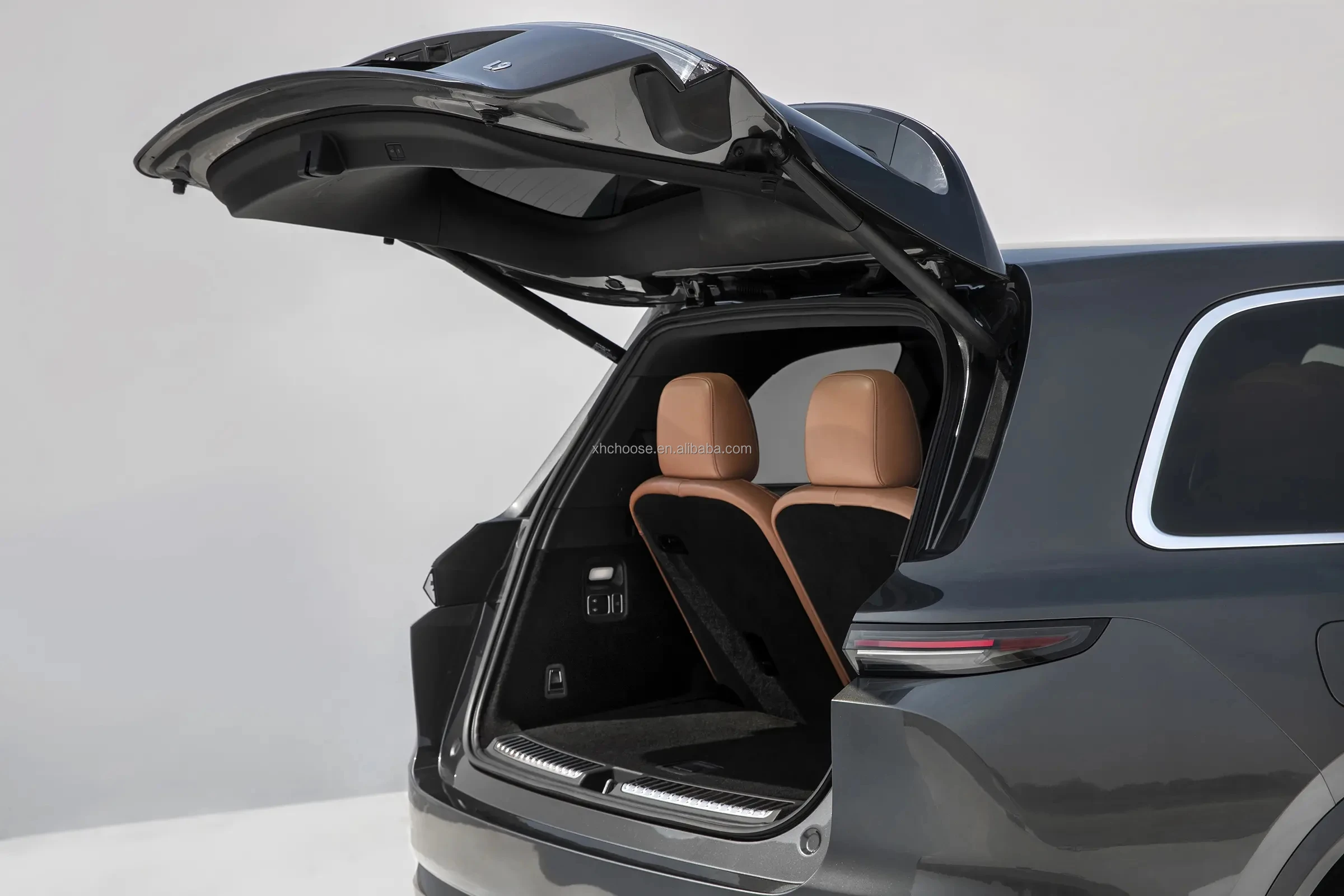 Li Auto L6 Hybrid EV SUV - Luxury and Efficiency Redefined