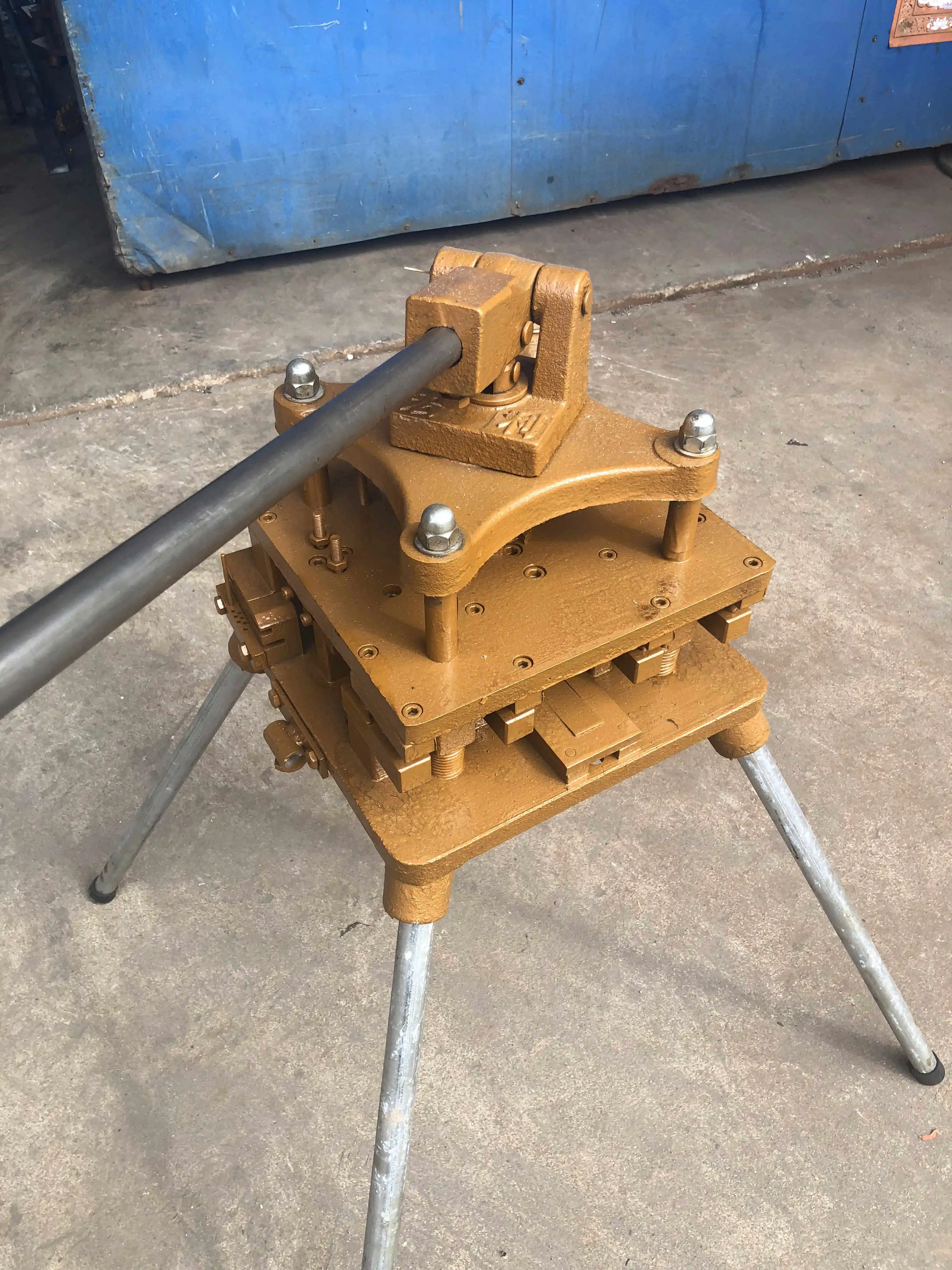 Wholesale Punching Of Door And Window Profiles Machine Manual Spring ...