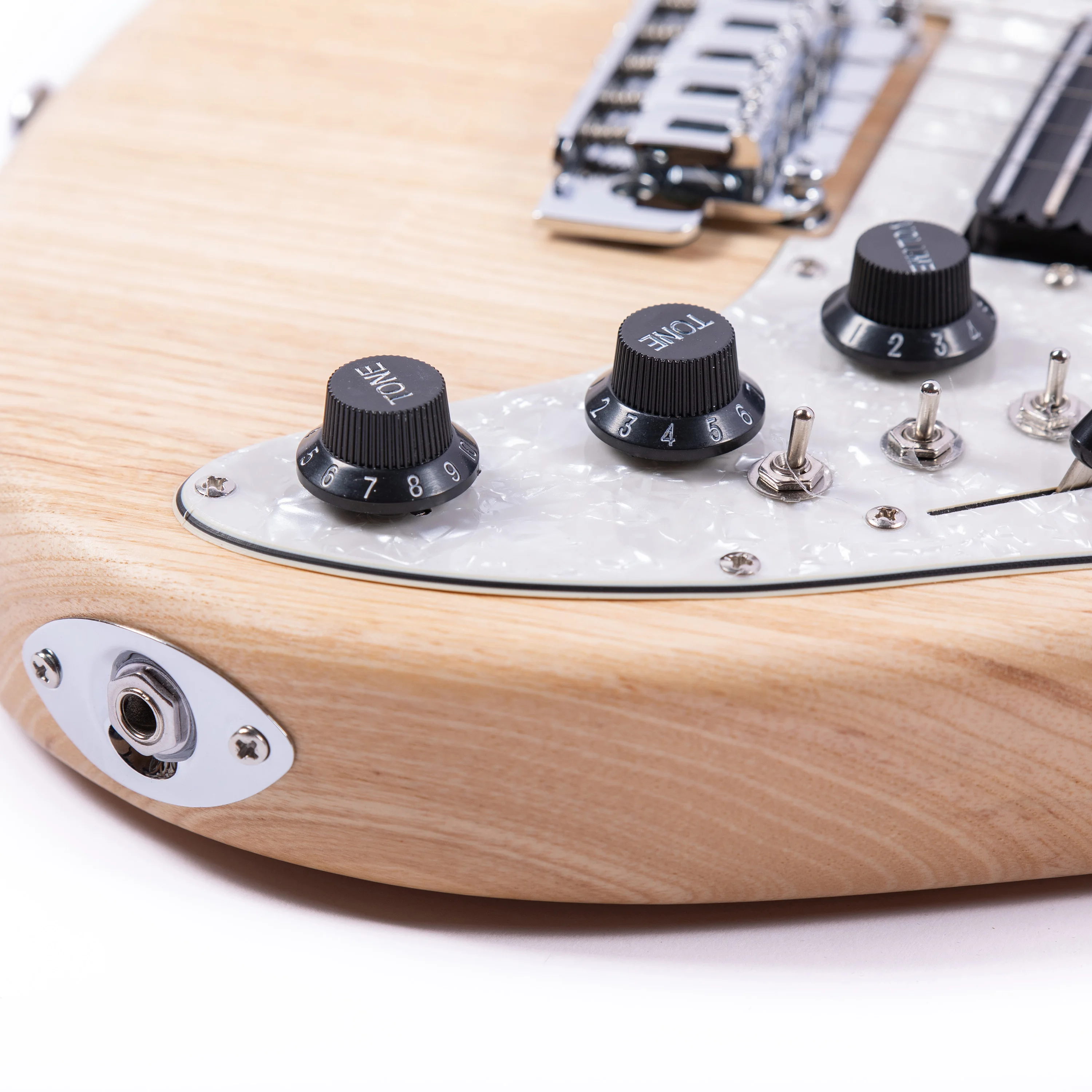 Professional Manufacturer Wholesale Electric Guitar ST Style Electric ...