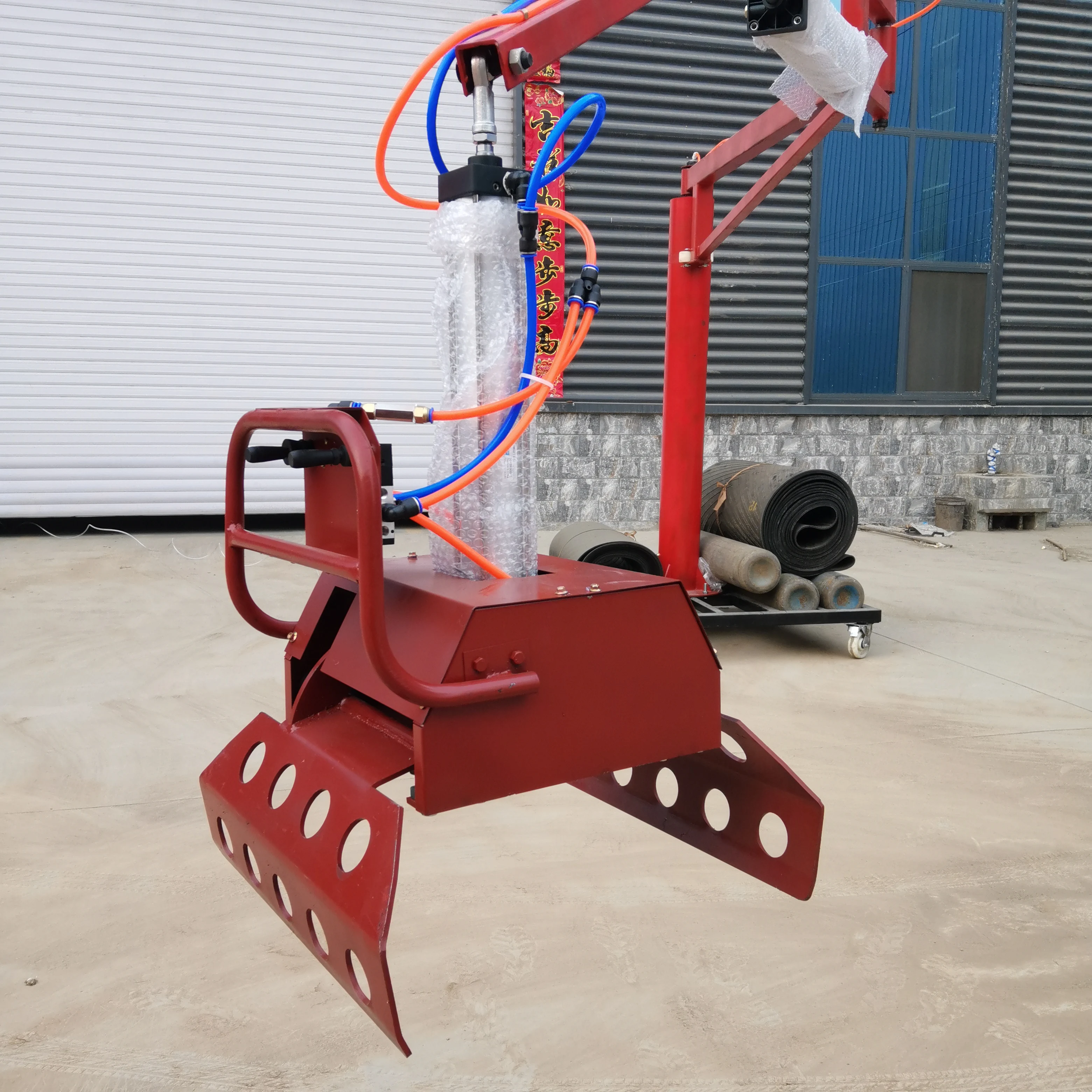 Robotic Arm Manipulator - Efficient Material Handling