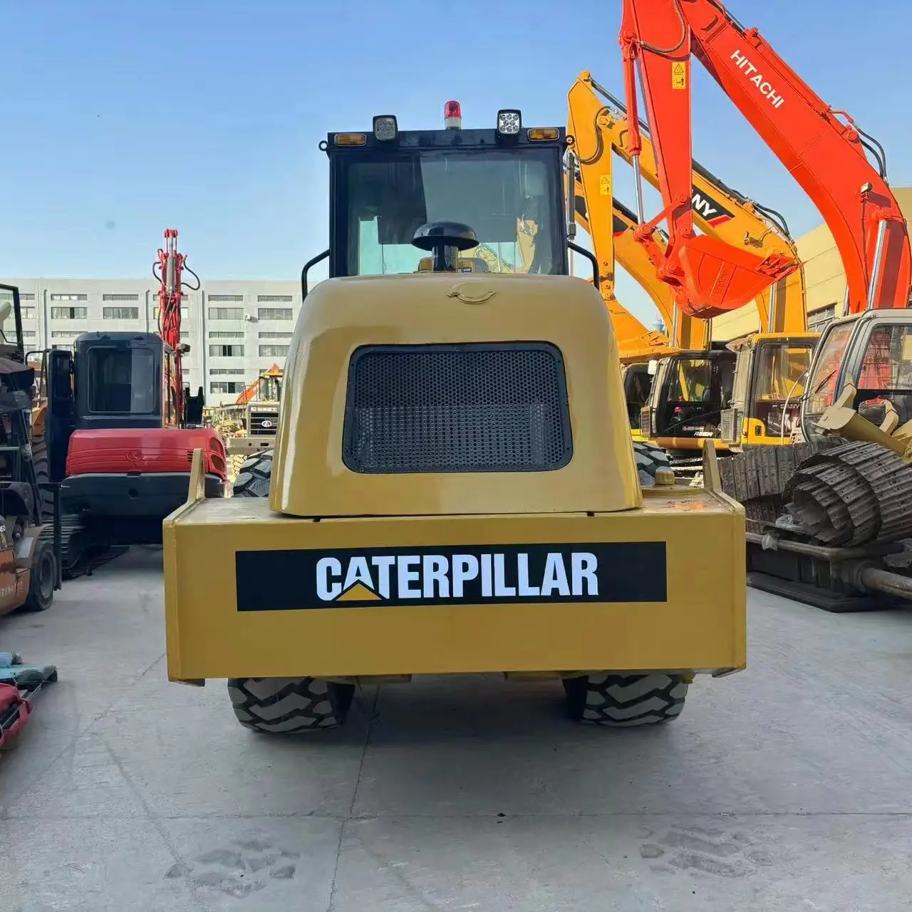 Used Caterpillar CAT CS-683E/CS683 Vibratory Smooth Drum Roller Second ...