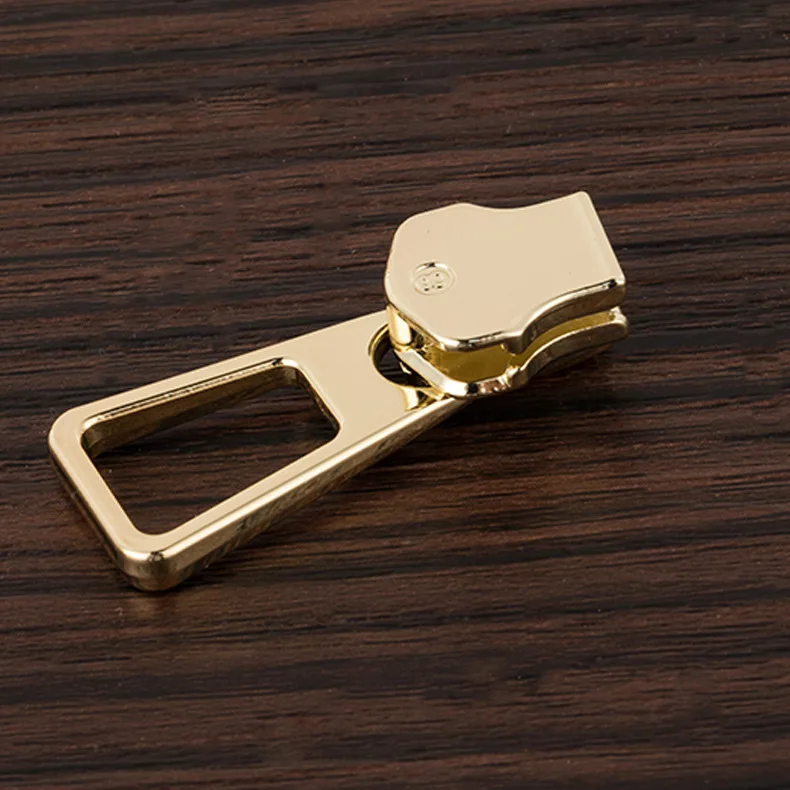 Wholesale 8# Light Gold Automatic Zipper Pulls Custom Trapezoidal Metal ...