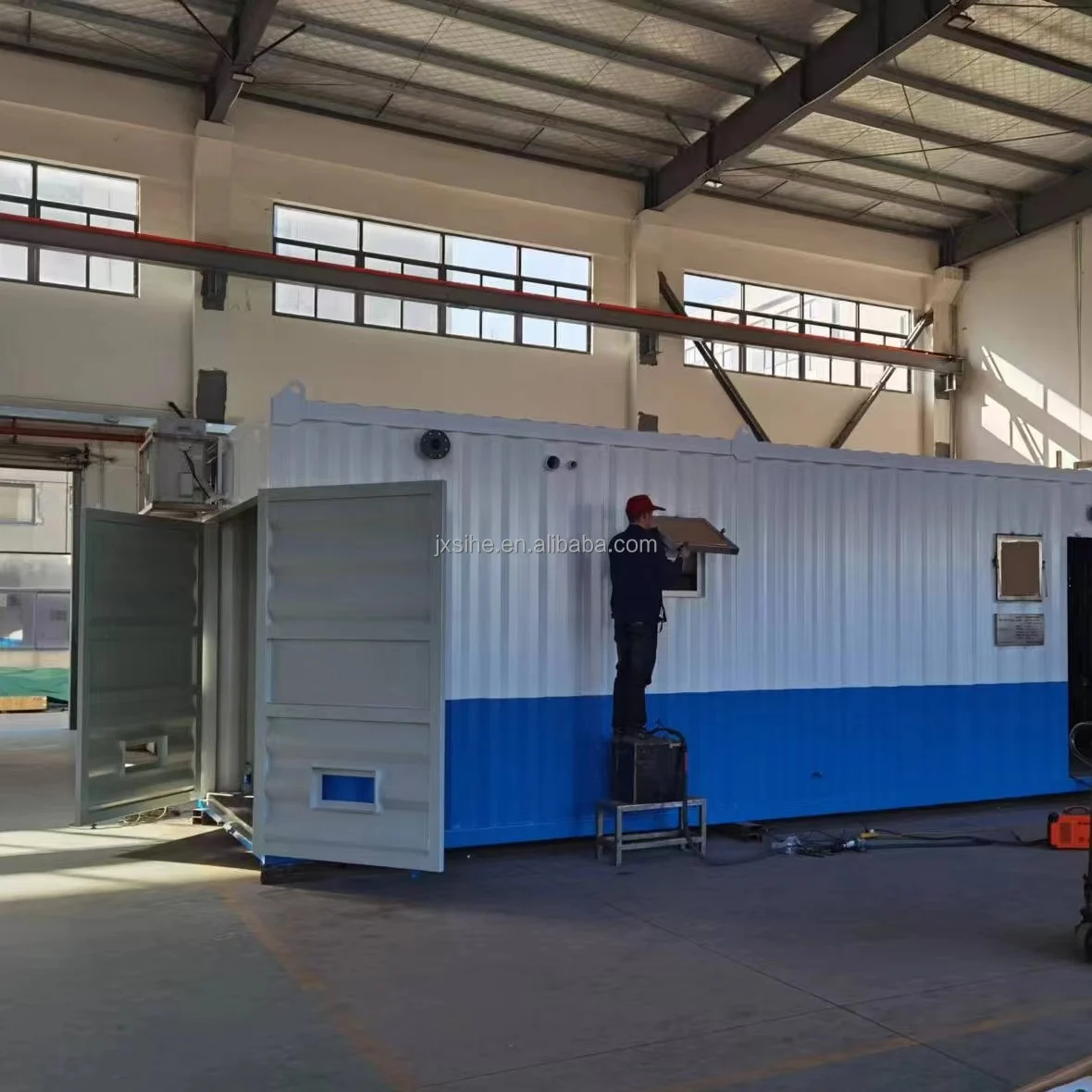 Container Seawater Desalination Mobile Reverse Osmosis Water Treatment ...