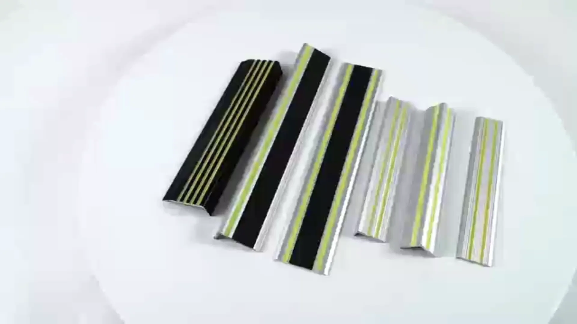 Fluorescent Stair Nosing Strips Aluminum Stair Nosing Profile Glow ...