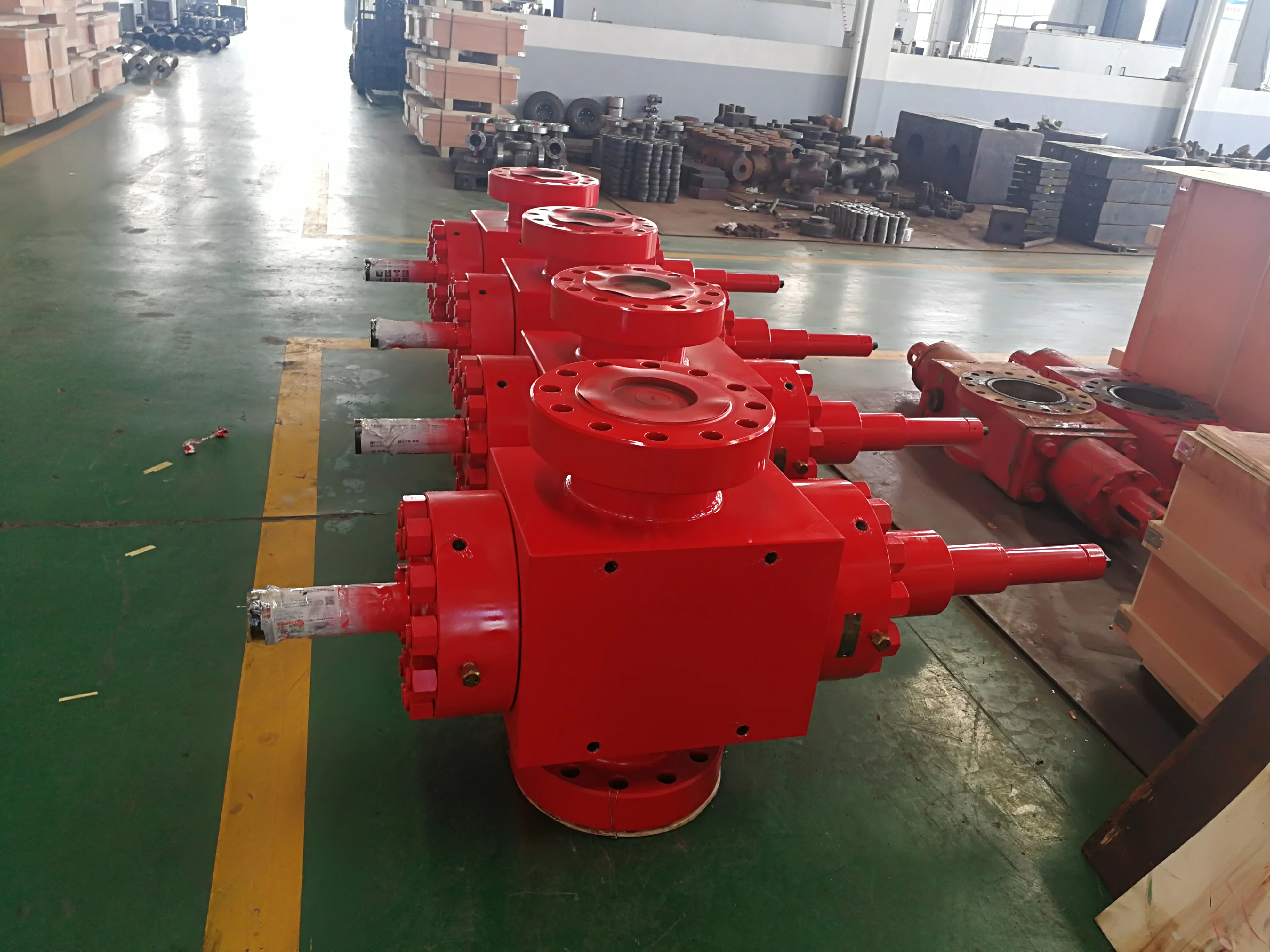 API 6A Cameron Ball Screw Operator - 5000psi Hydraulic Gate Valve