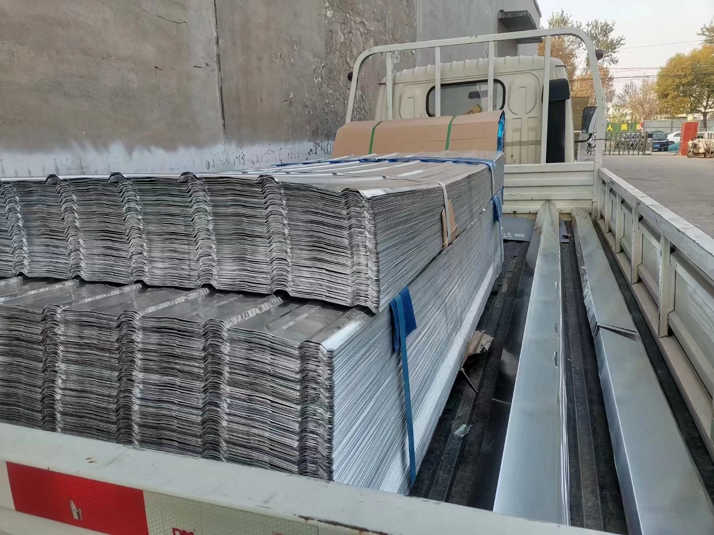 Tole De Toiture Galvanisee Galvanized Corrugated Steel Roofing Sheet ...