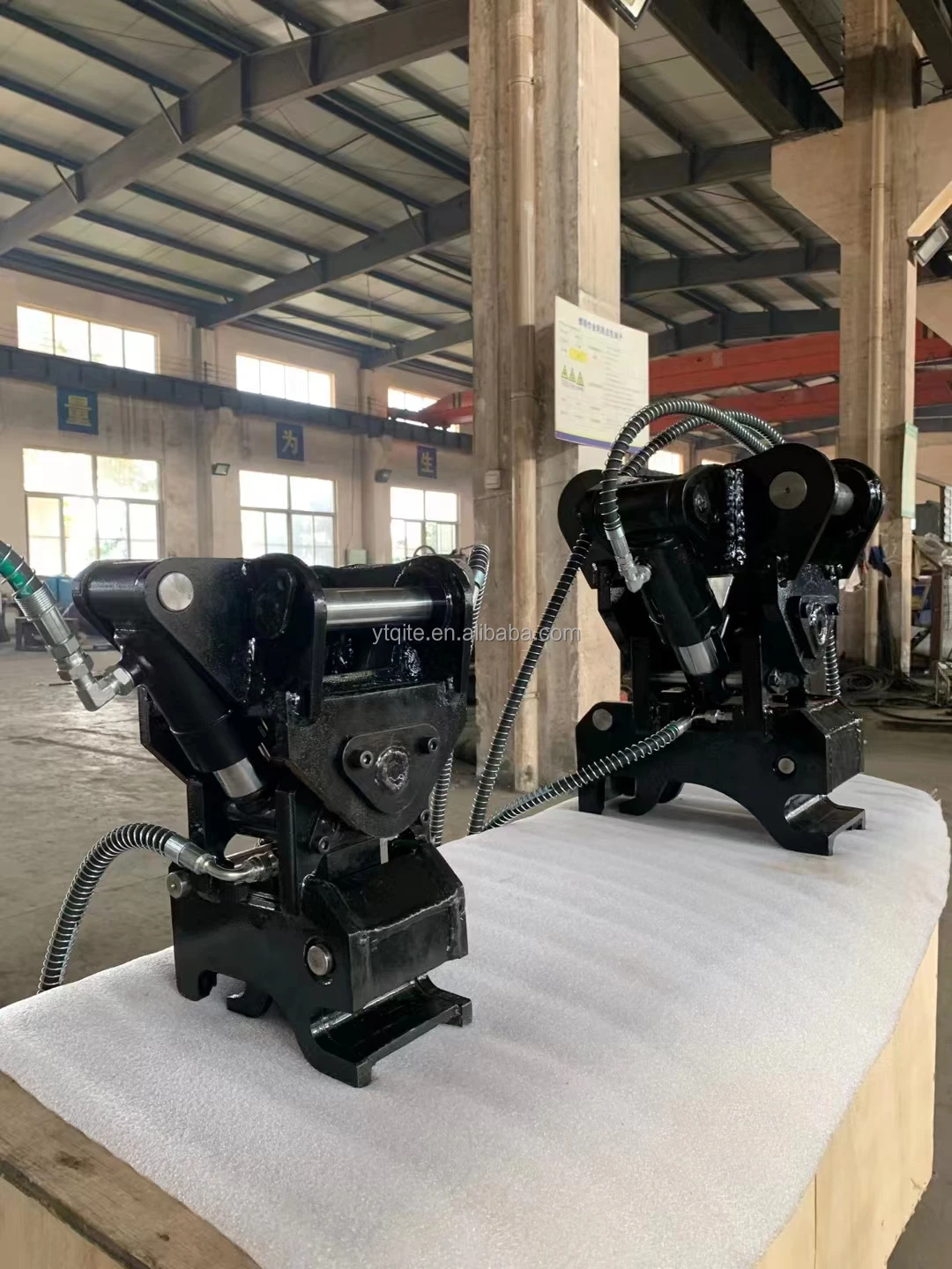 Excavator Tiltrotator Attachments Tilt Quick Coupler| Alibaba.com