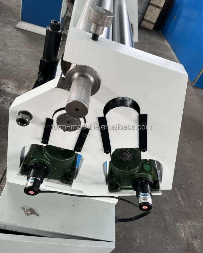 3 Rolls Plate Semi-Auto Iron Cone Rolled Metal Sheet Machine for Sale