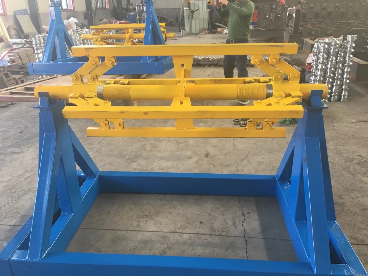 Galvanized Steel Coil Manual Uncoiler for Roller Feed Line