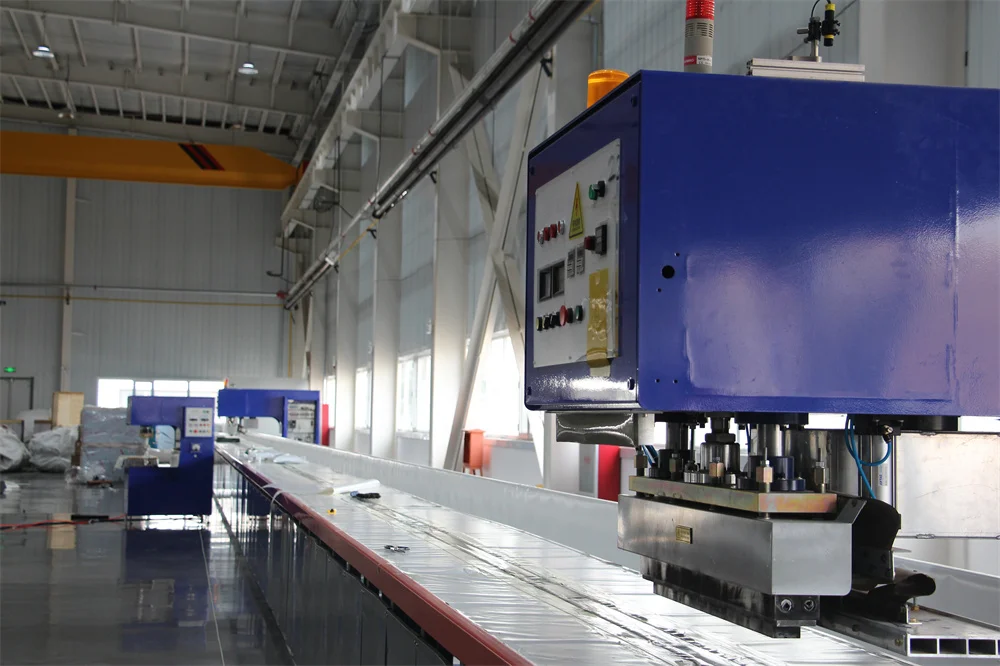 Inflated Membrane Skiing Stadium Pneumatic Membrane Structure Air Dome ...