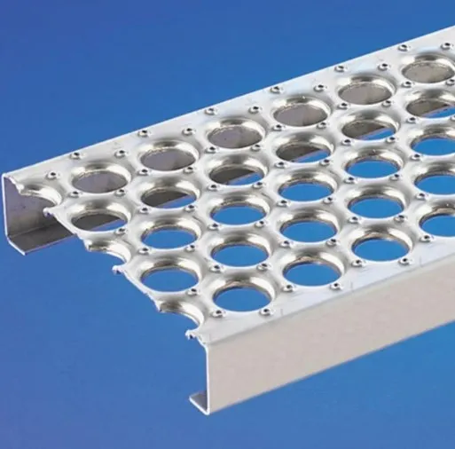 Perforated Metal Diamond Grip Stair Tread Safety Aluminium Grating For ...
