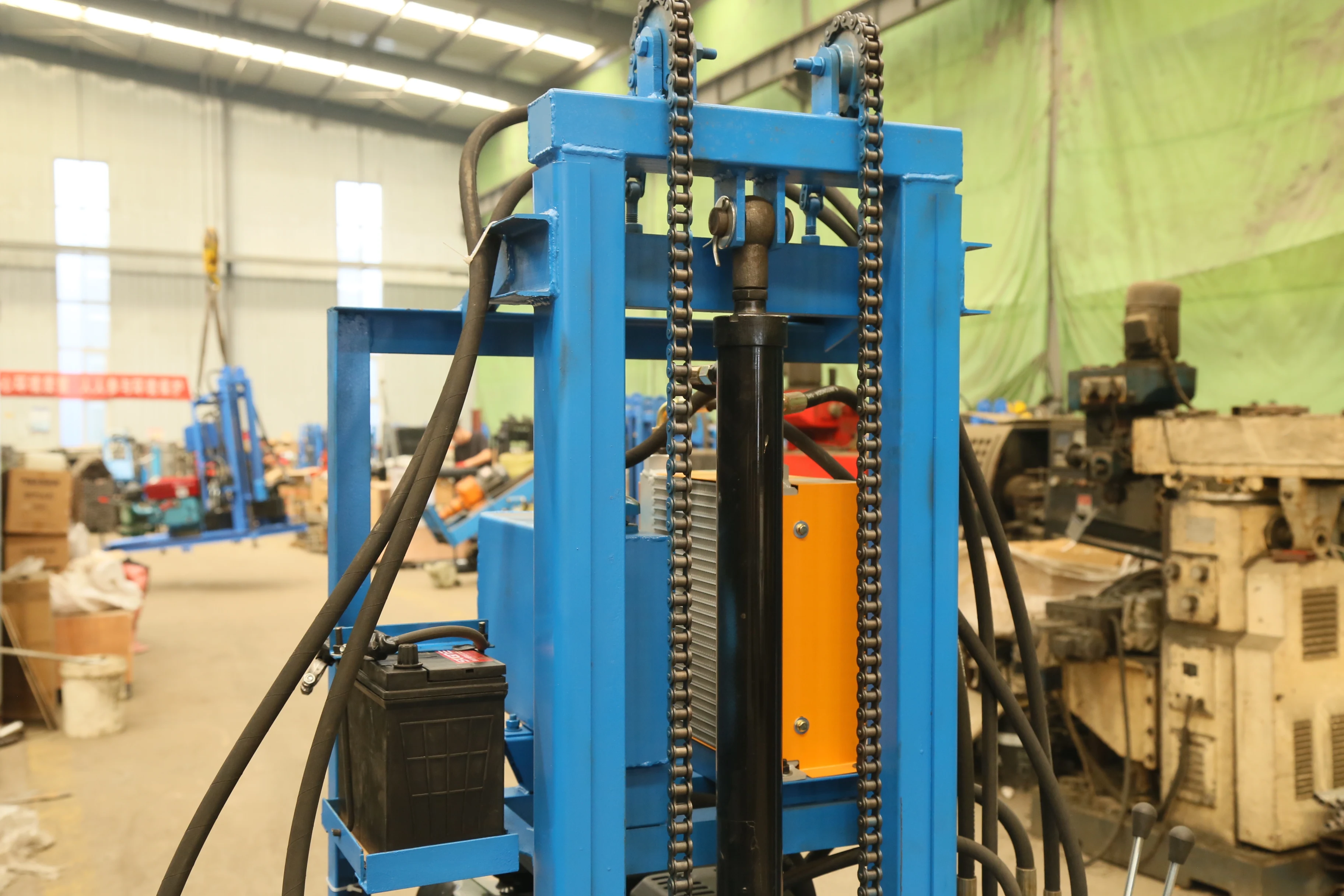 Portable Traction Wheel Diesel/gasoline Water Well Drilling Rig ...