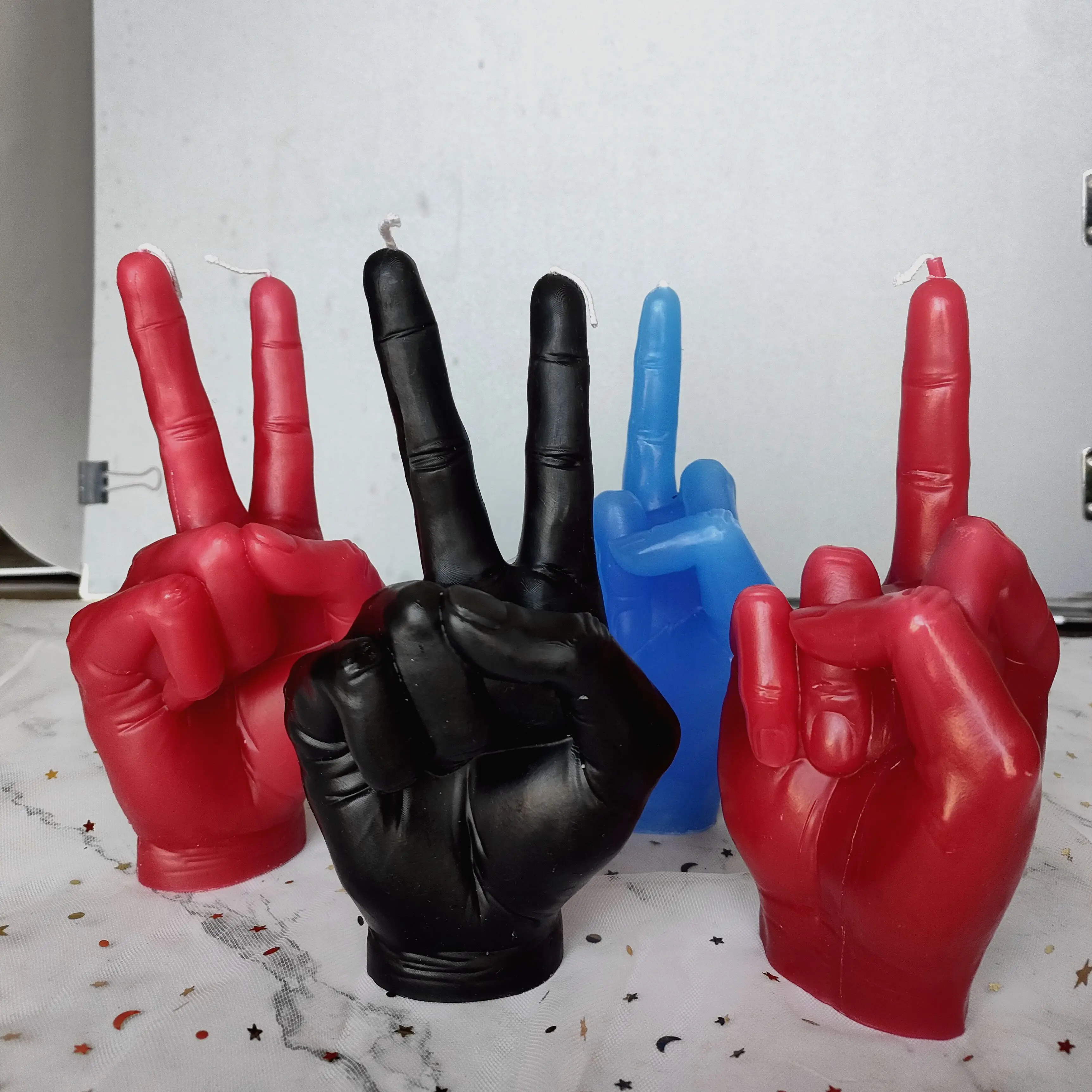 2021 New Design Middle Finger Funk Hand Shaped Candle For Decoration ...
