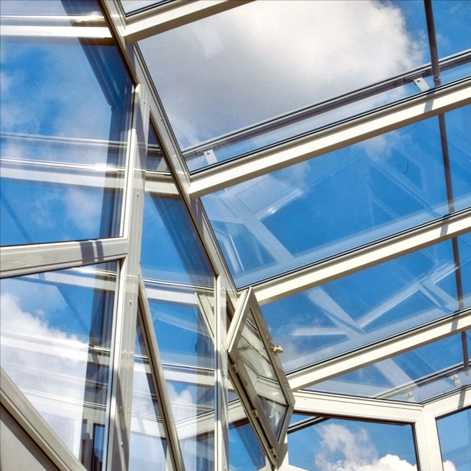 Clear Wired Mesh Laminated Glass PVB Interlayer Anti-Shatter Burglar ...