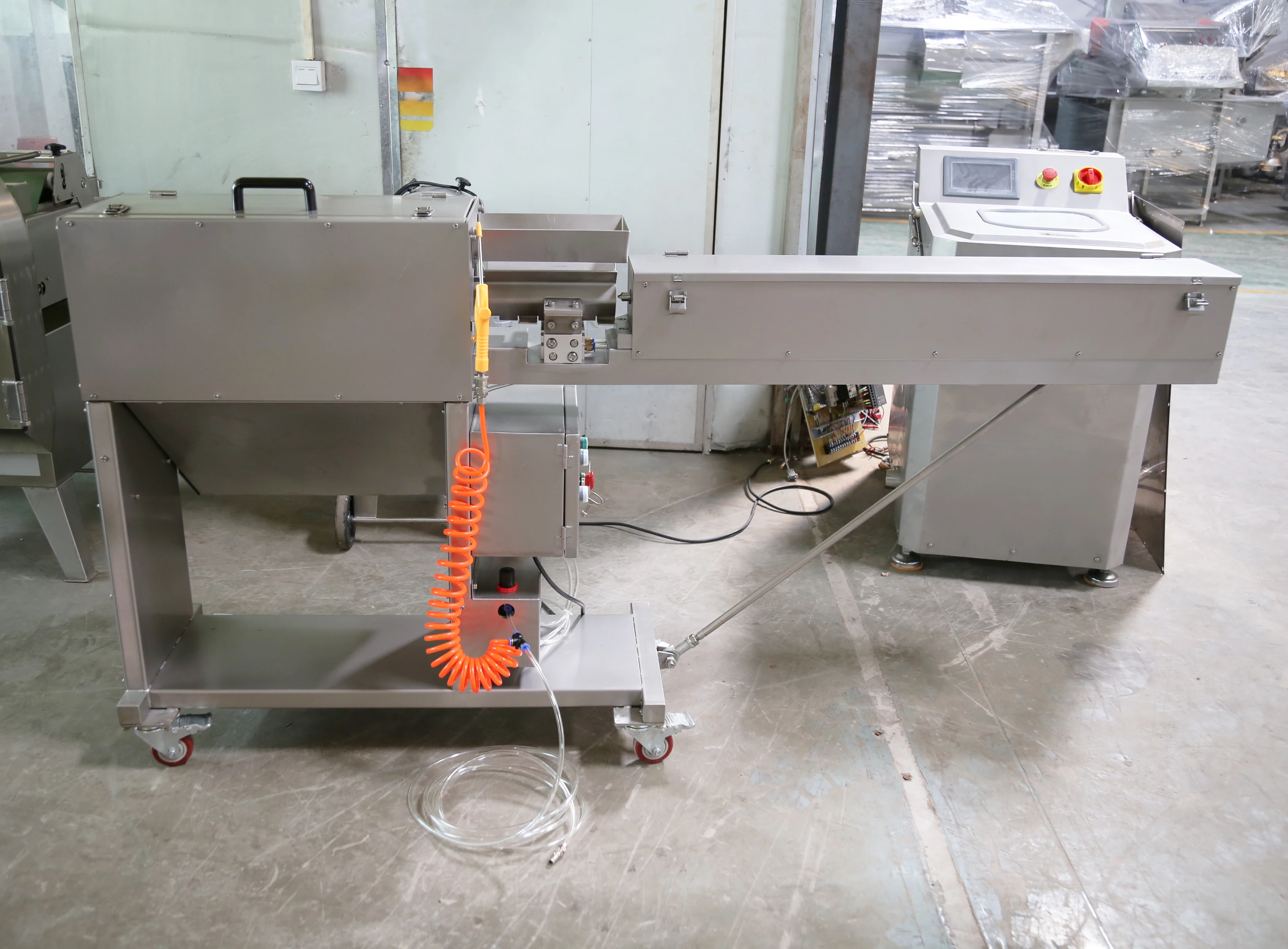 Efficient Peeling with Penghui's Radish & Carrot Machine
