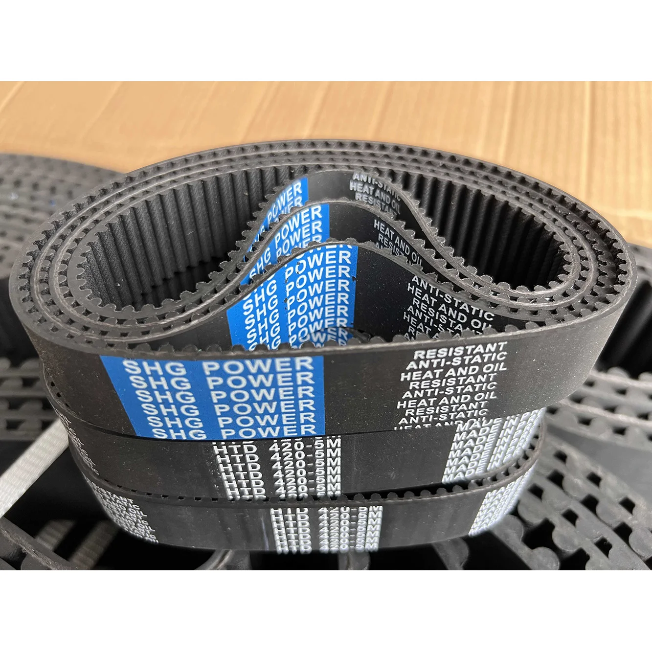 Alibaba.com: China Manufacturer Rubber Timing Belt, Cogged Power Band ...