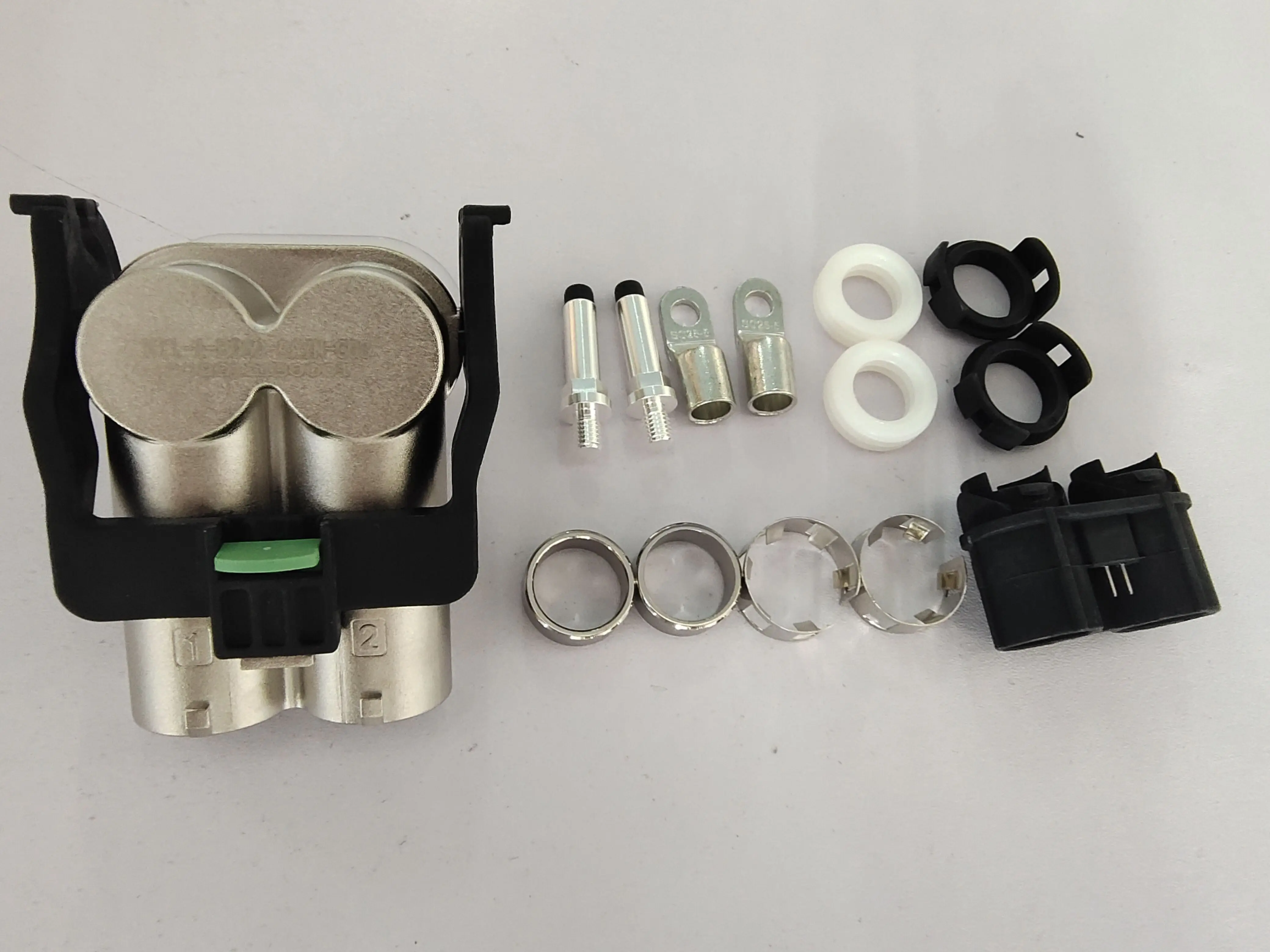 High Voltage 1000v Interconnection System For Overhead High Voltage ...