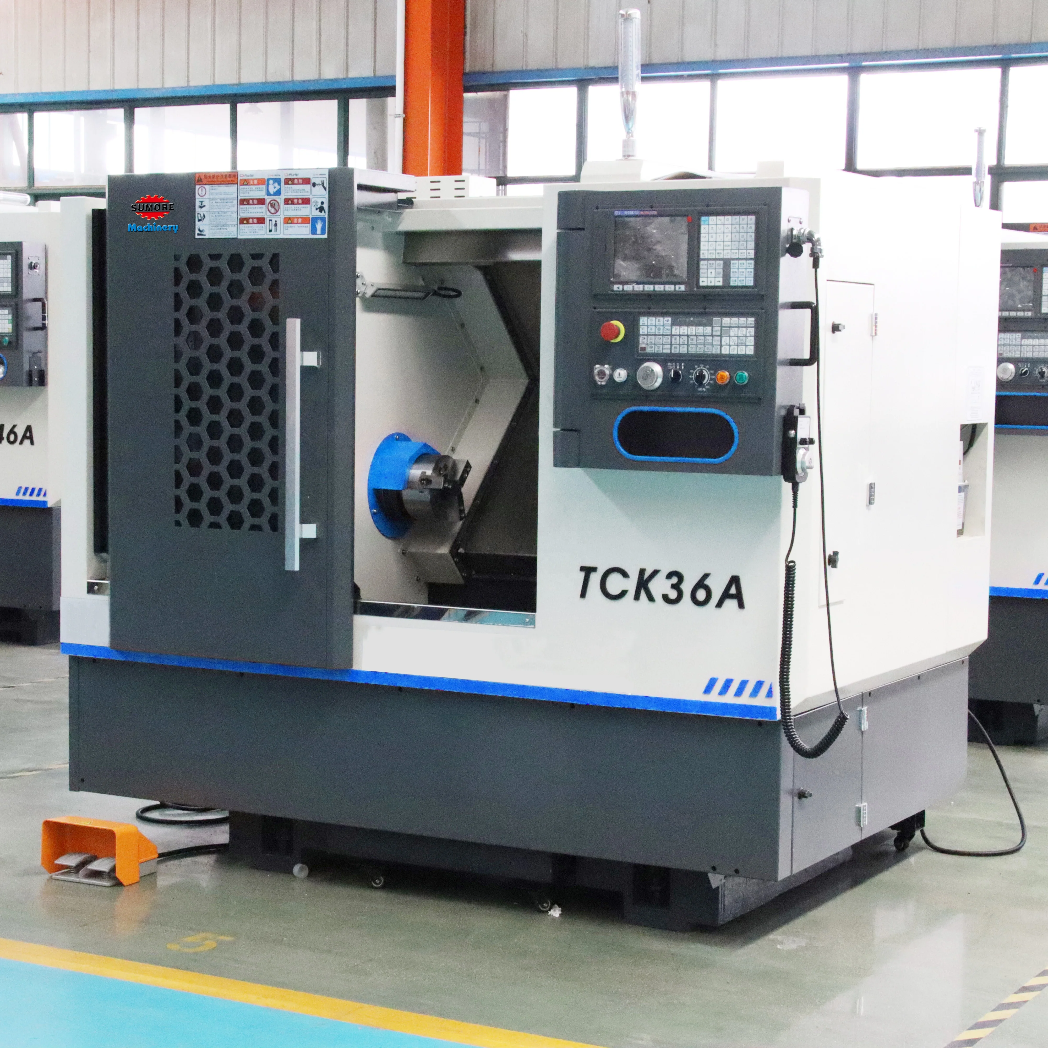 Sumore Torno CNC TCK36A - Precision and Power Combined