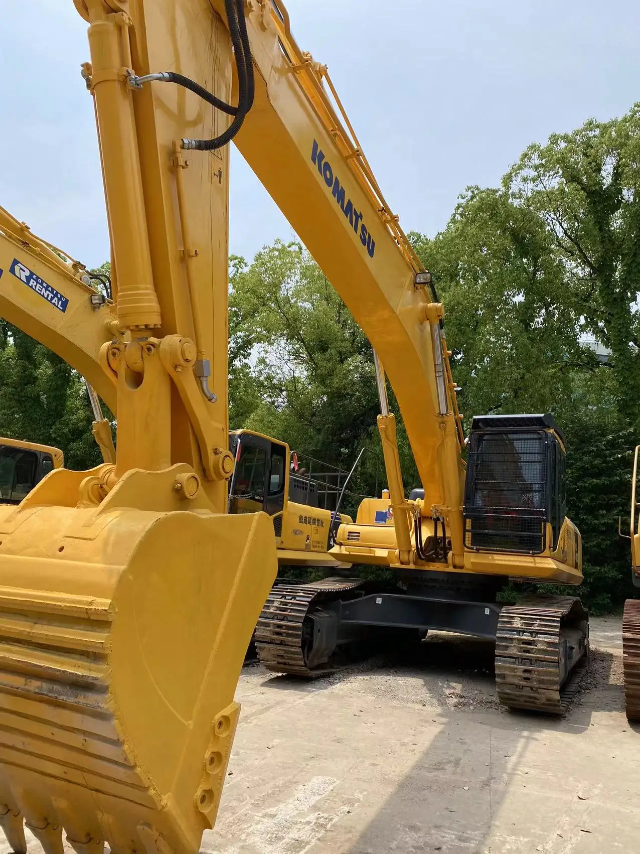 Japan Used Komatsu Big Excavator Pc400 40tons Construction Crawler ...