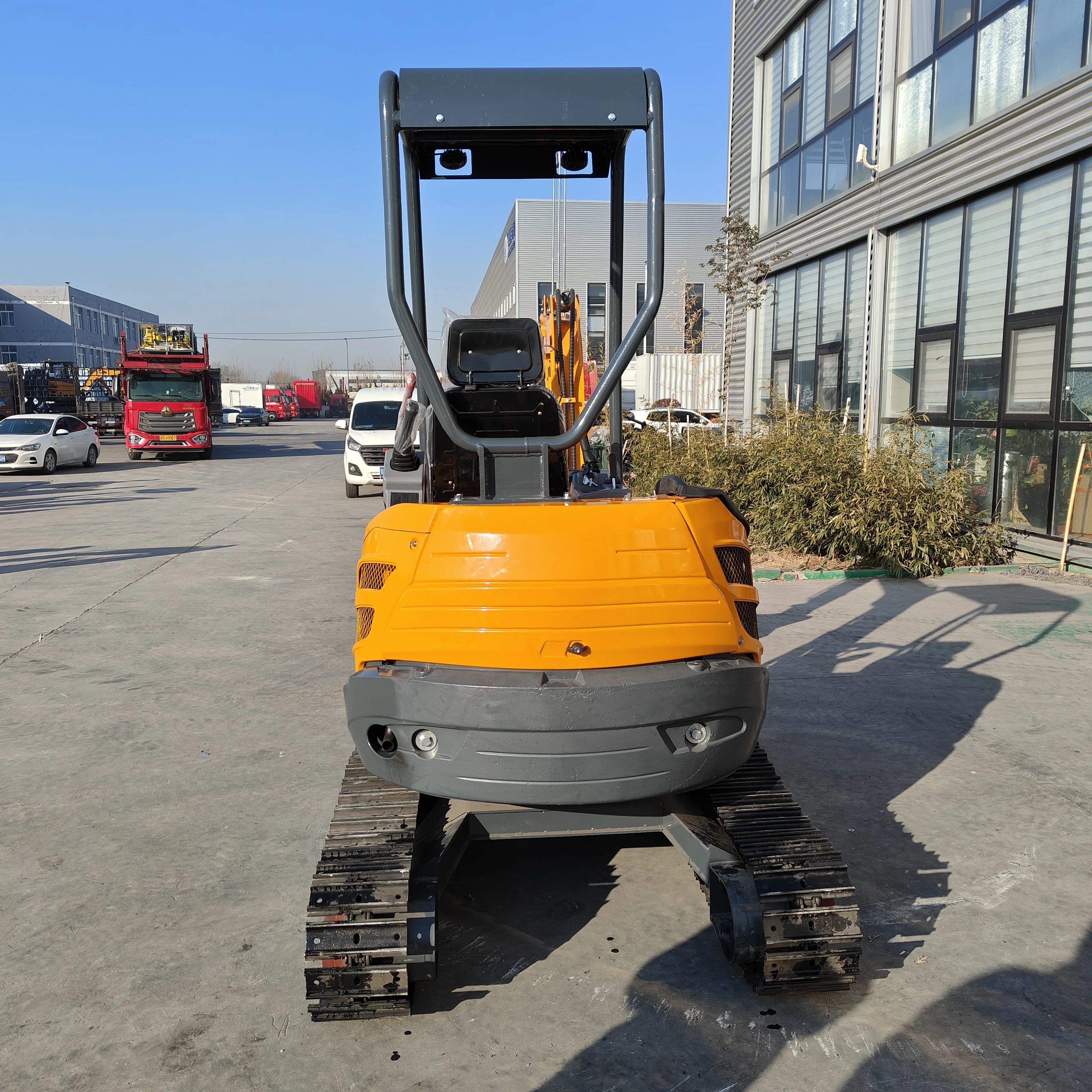 Tree Planting Ground Hole Drill Mini Excavator 1000kg Mini Track ...
