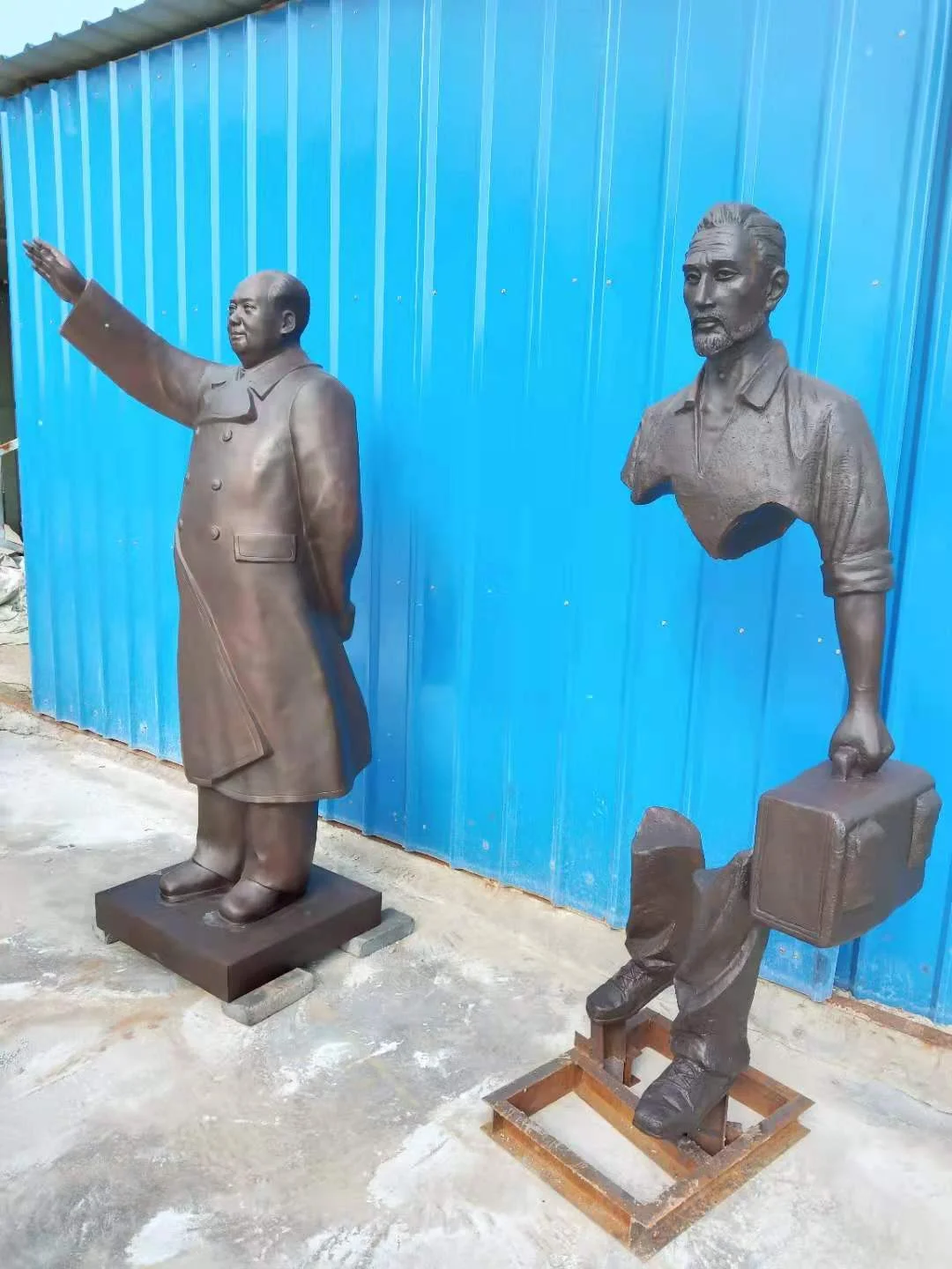 2022 Life Size Bronze Man Statue - Modern Art & Collectible