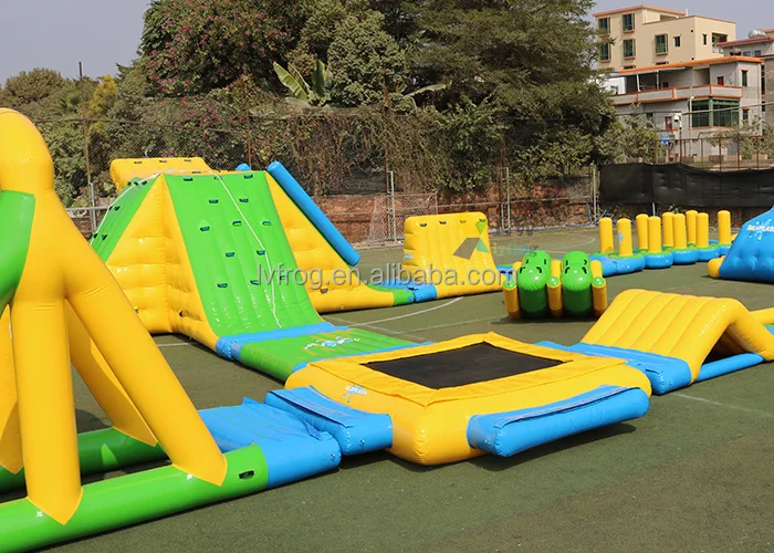 Outdoor Inflatable Water Floating Obstacle Course / Water Park Sports ...