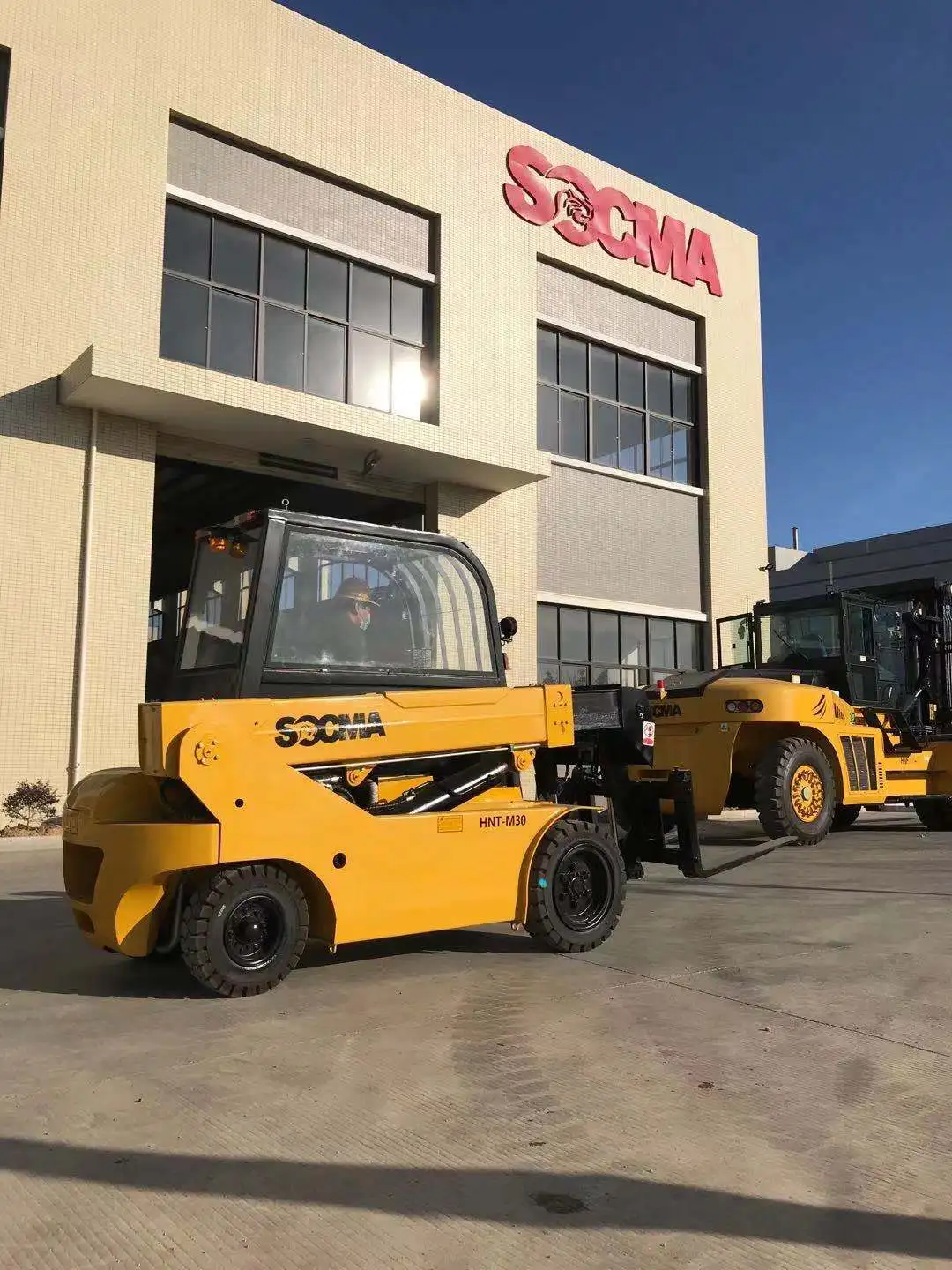 2.5t Telescopic Forklift Telehandler With 4m Reach Height - Buy ...