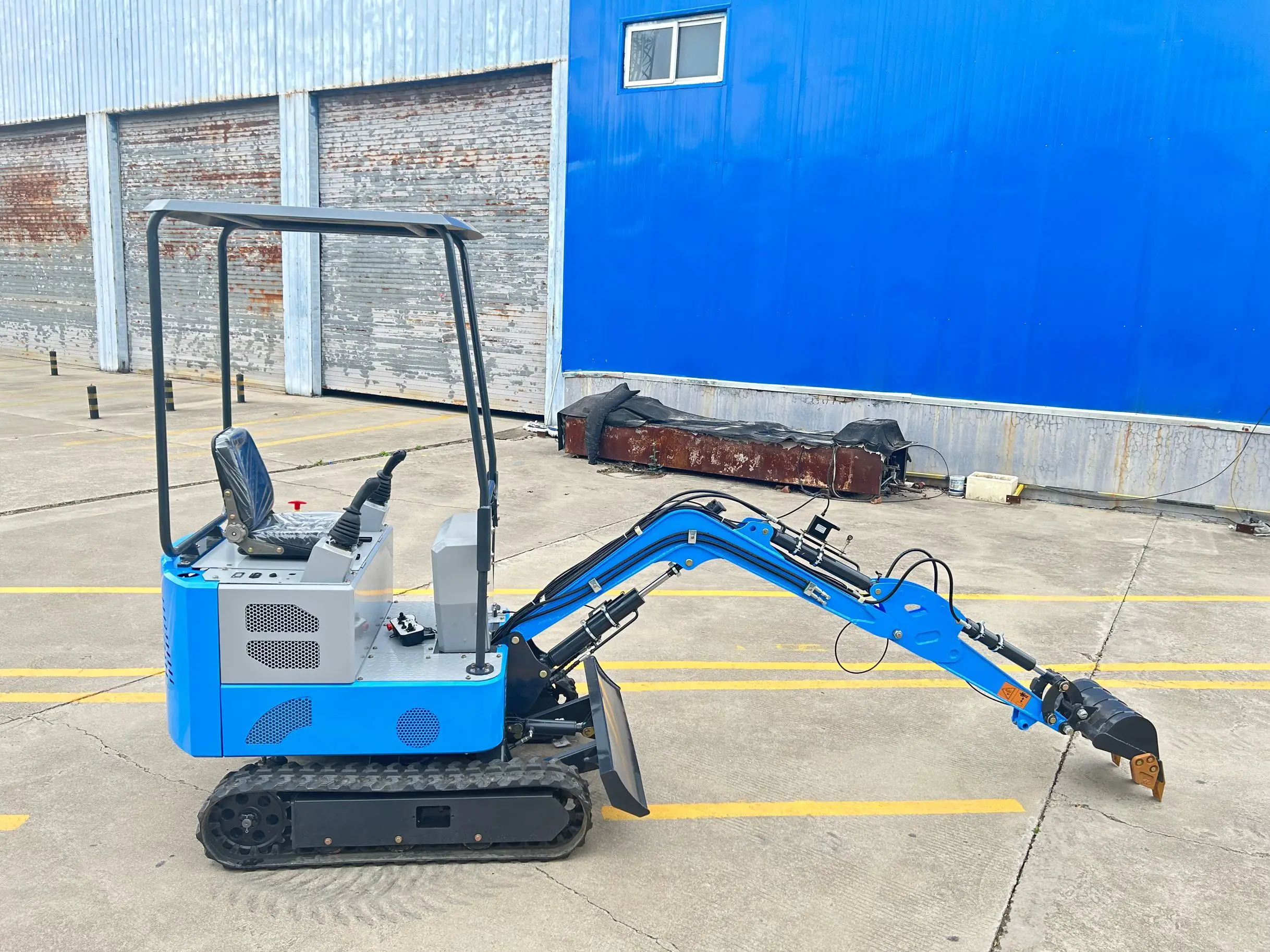 Small Remote Control Excavator Hydraulic Digger 1 Ton 1.5 Ton Mini ...