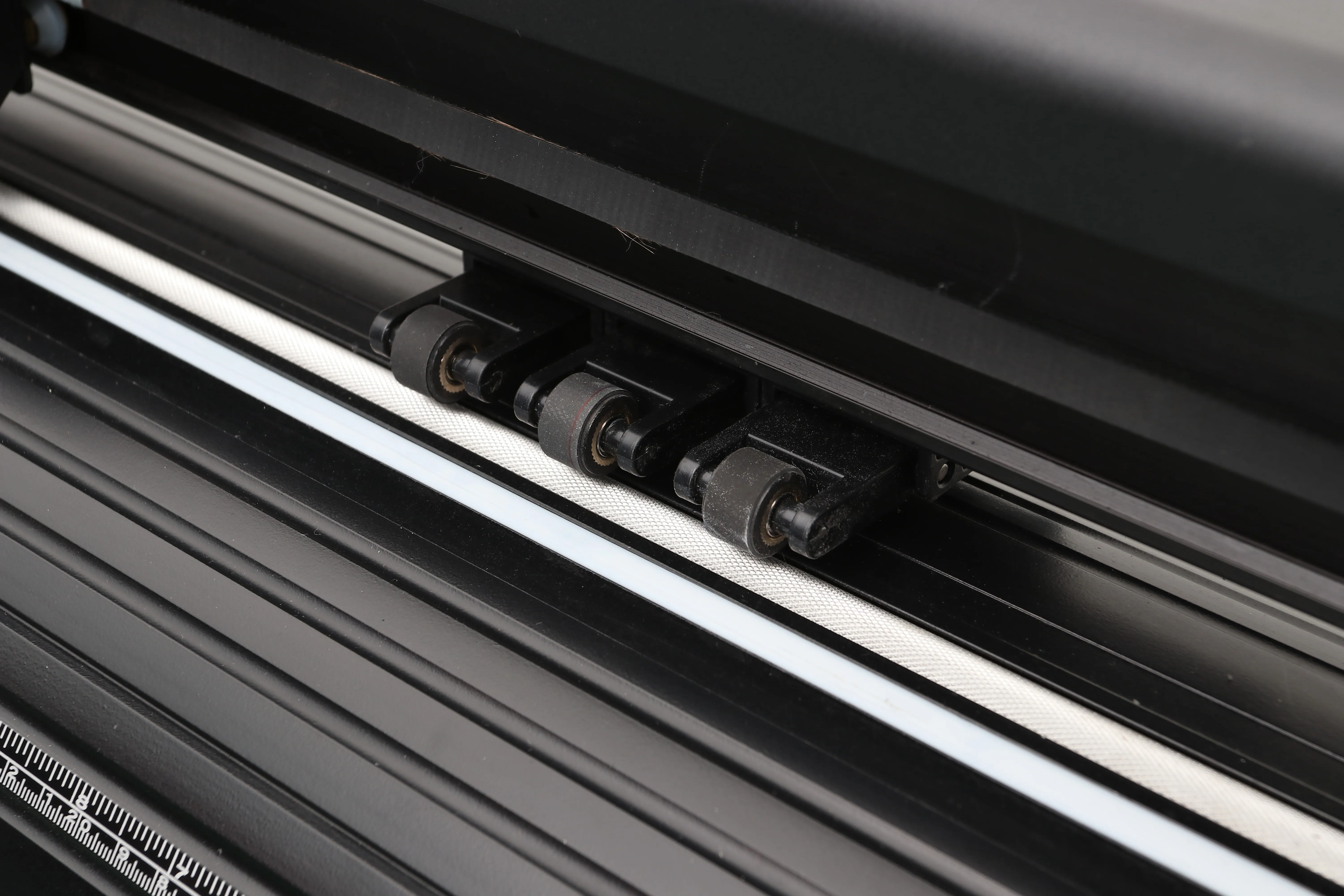 E-cut KH-720 Cutting Plotter - Precision Vinyl Sticker Contour