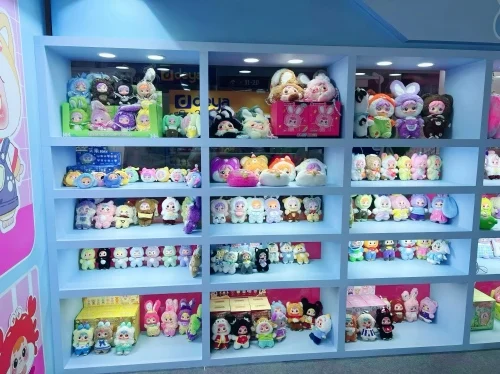 Original Samuel Blind Box MR1090 PVC & Plush Material Authentic Cute ...