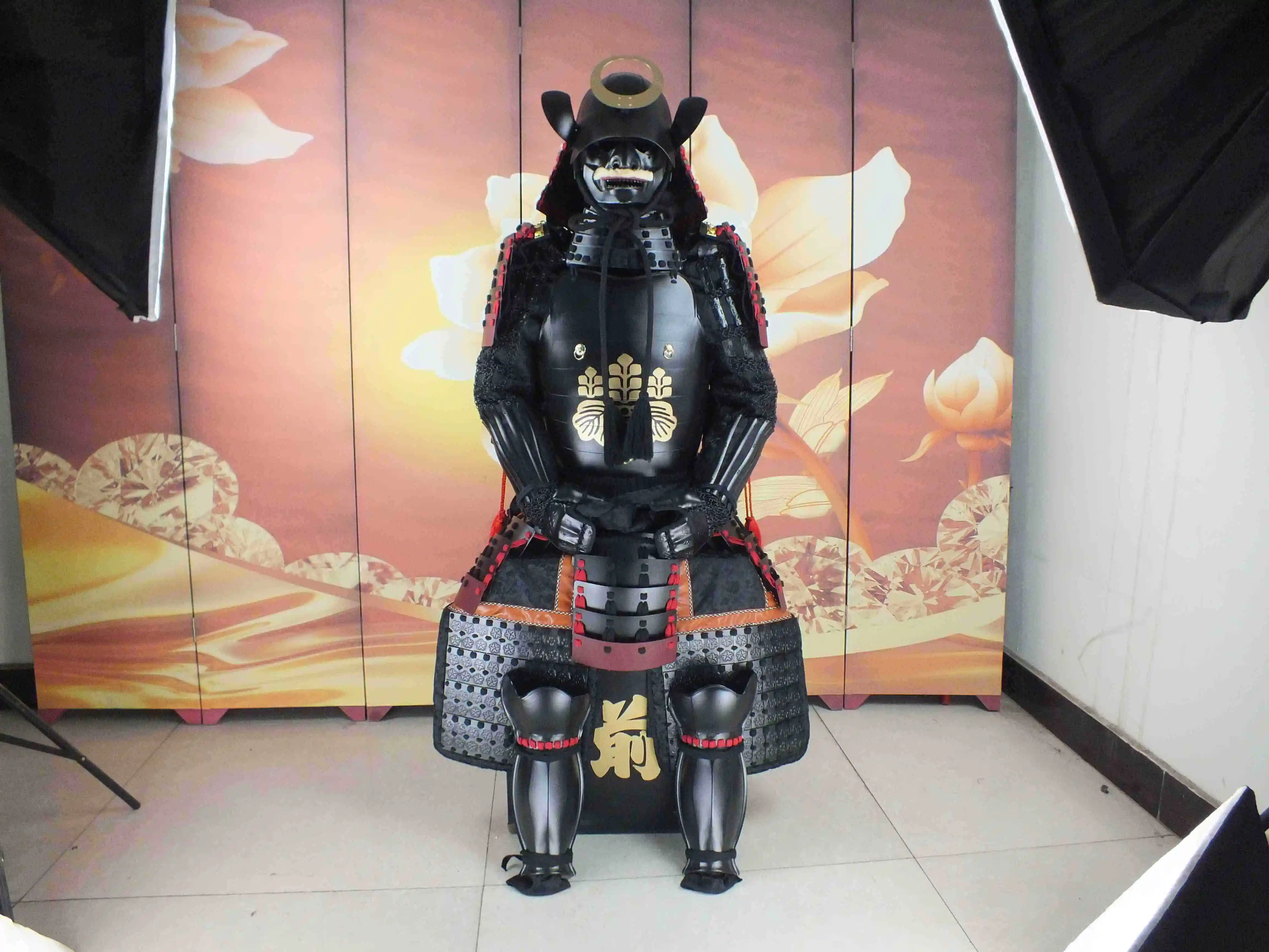 Japanese Samurai Armor Figure - Dragon Skin Body Armor