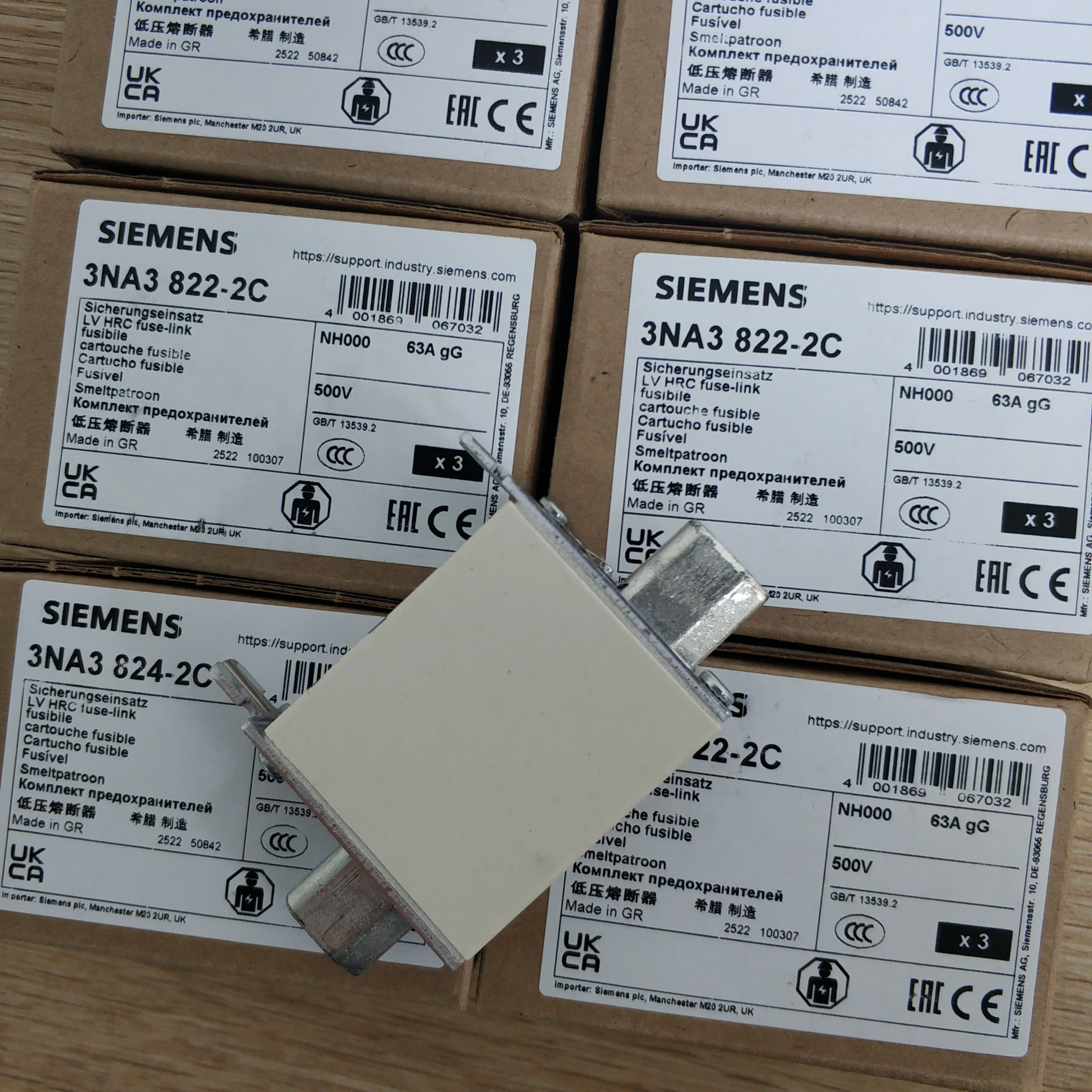 Siemens Lv Hrc Fuse Link 3na3 824-2c 63a - Buy Low Voltage Fuse Link ...