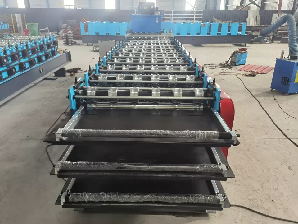 Triple Layer Roof Profile Roll Forming Machine - Dixin