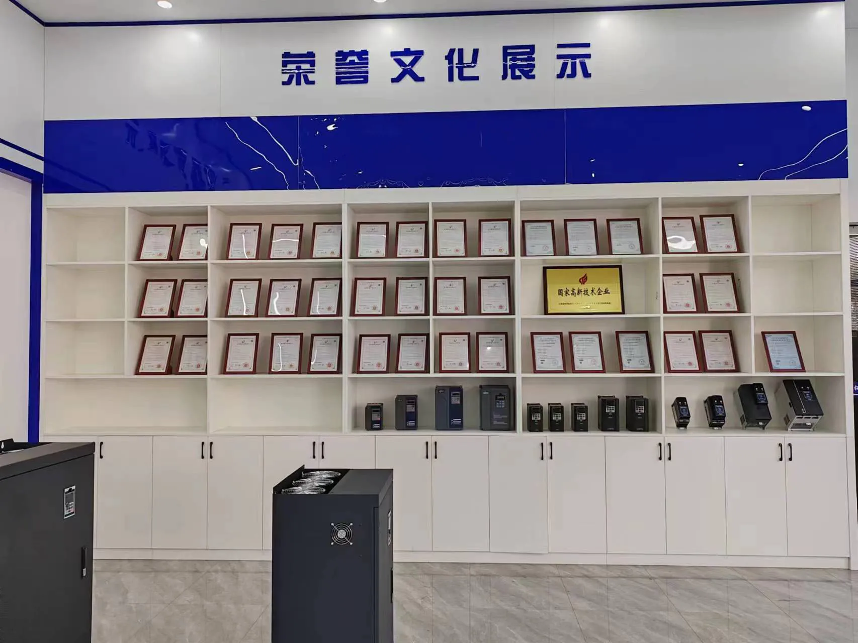 Fuji Frenic-ace Inverter Frn0203e2s-4c Frn0240e2s-4c Frn0290e2s-4c With ...